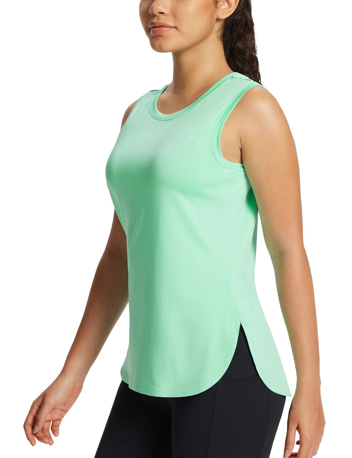 baleaf Women's Workout Tank Tops Sleeveless Athletic Tennis Exercise Running Shirts with Side Slit Mint Green M