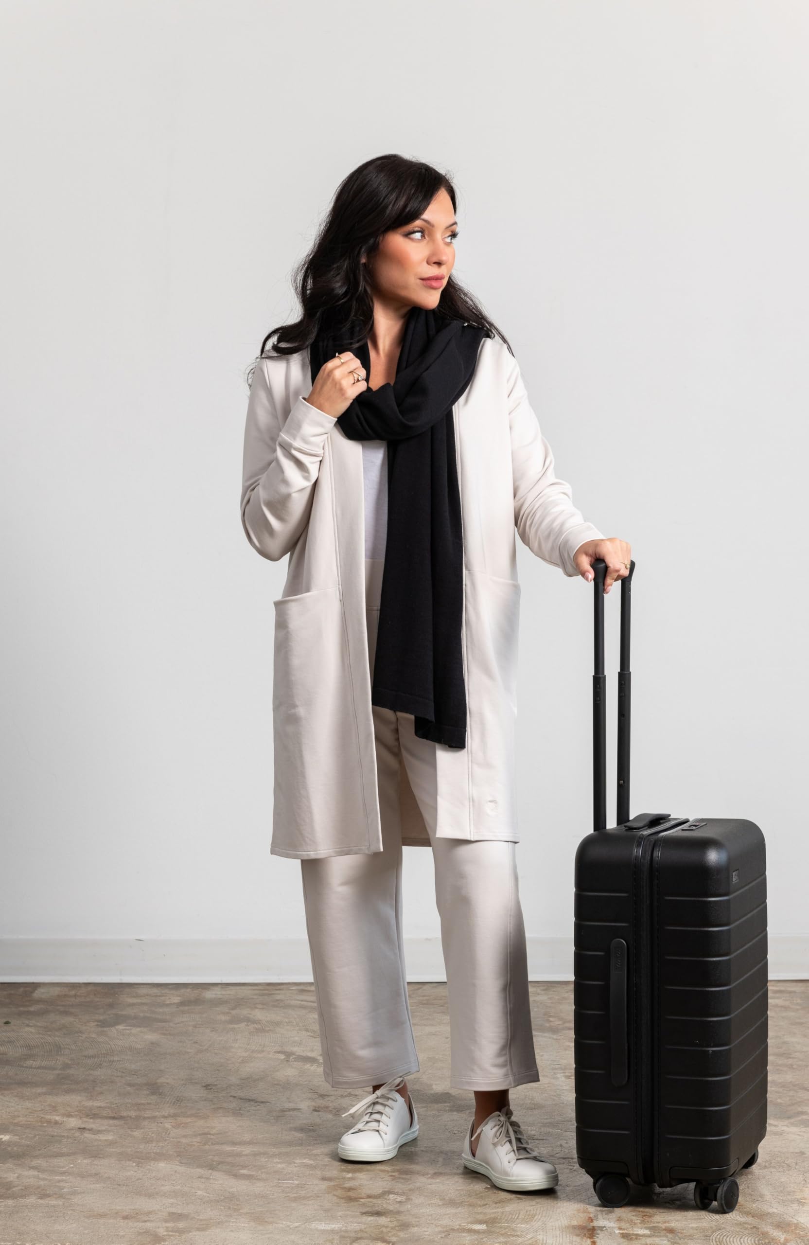 zestt Dreamsoft Travel Scarf, Wrap and Shawl, Organic Cotton, Black