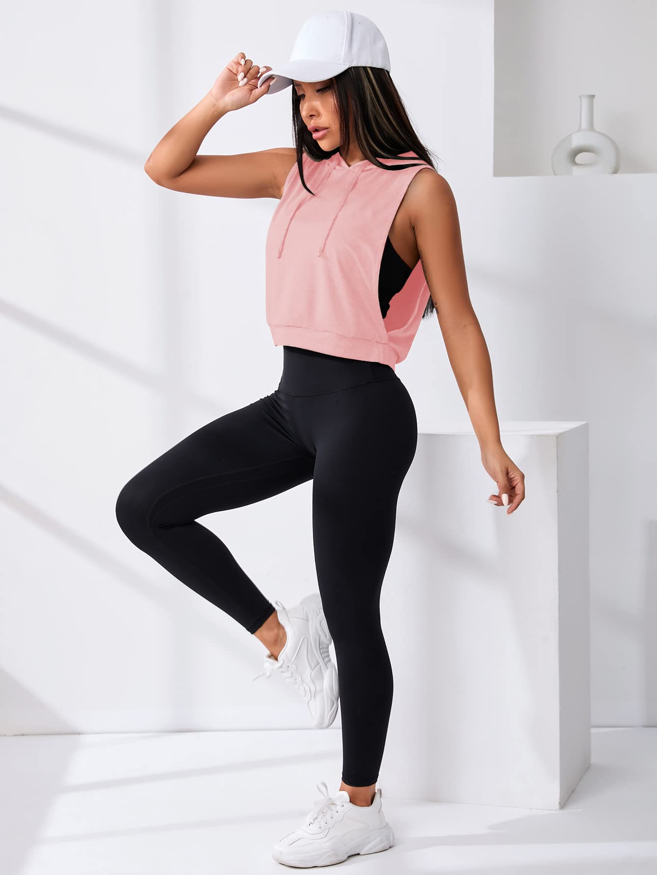 SweatyRocks Women's Sleeveless Workout Top Hooded Activewear Crop Tank Top Open Side Shirt for Athletic Exercise Running Light Pink S