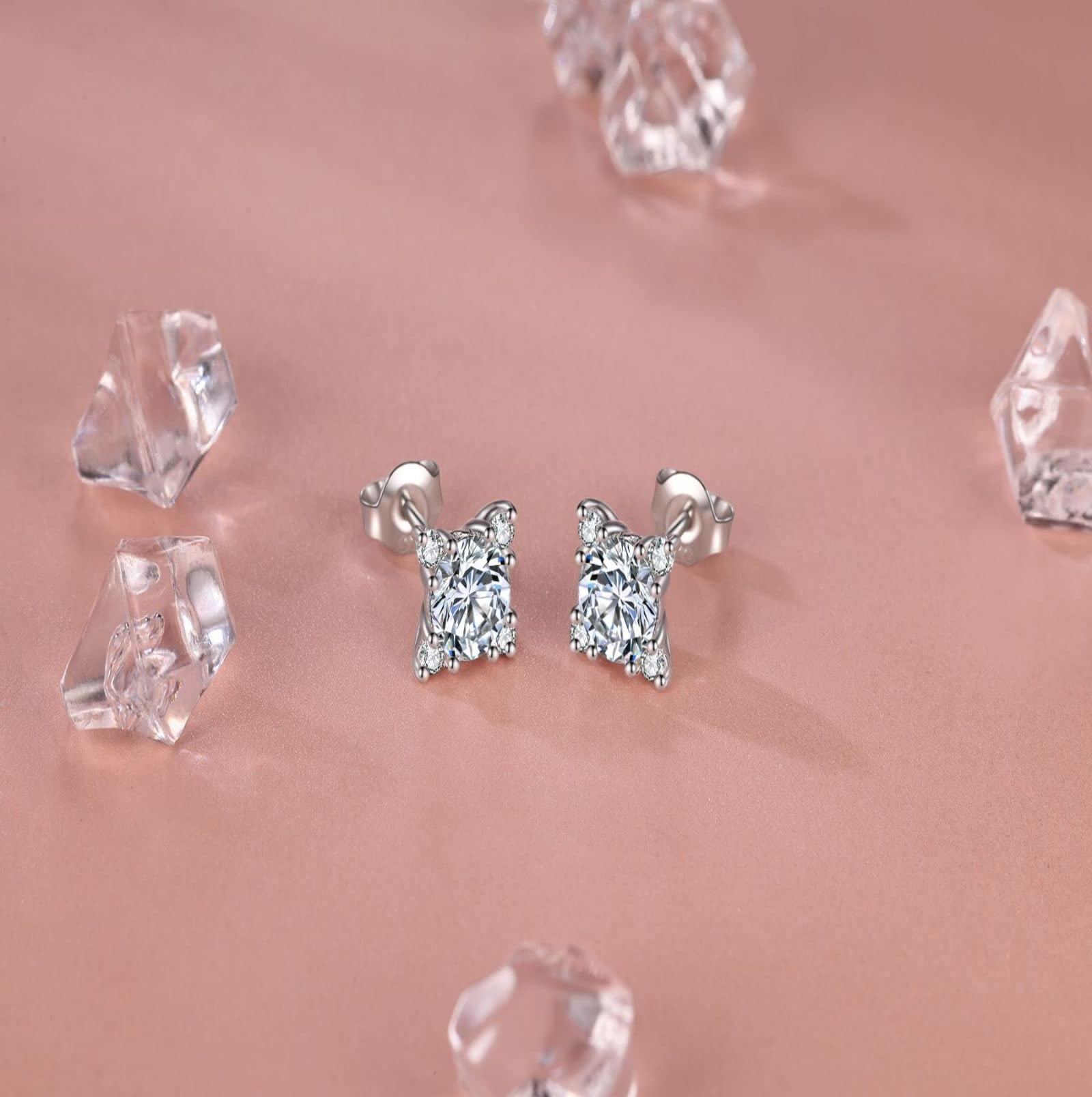 Reapuson Moissanite Stud Earrings D Color VVS1 Clear Round Lab Created Moissanite Earrings 18K Gold Plated 925 Sterling Silver Stud Hypoallergenic Flat Back Earrings for Men Women