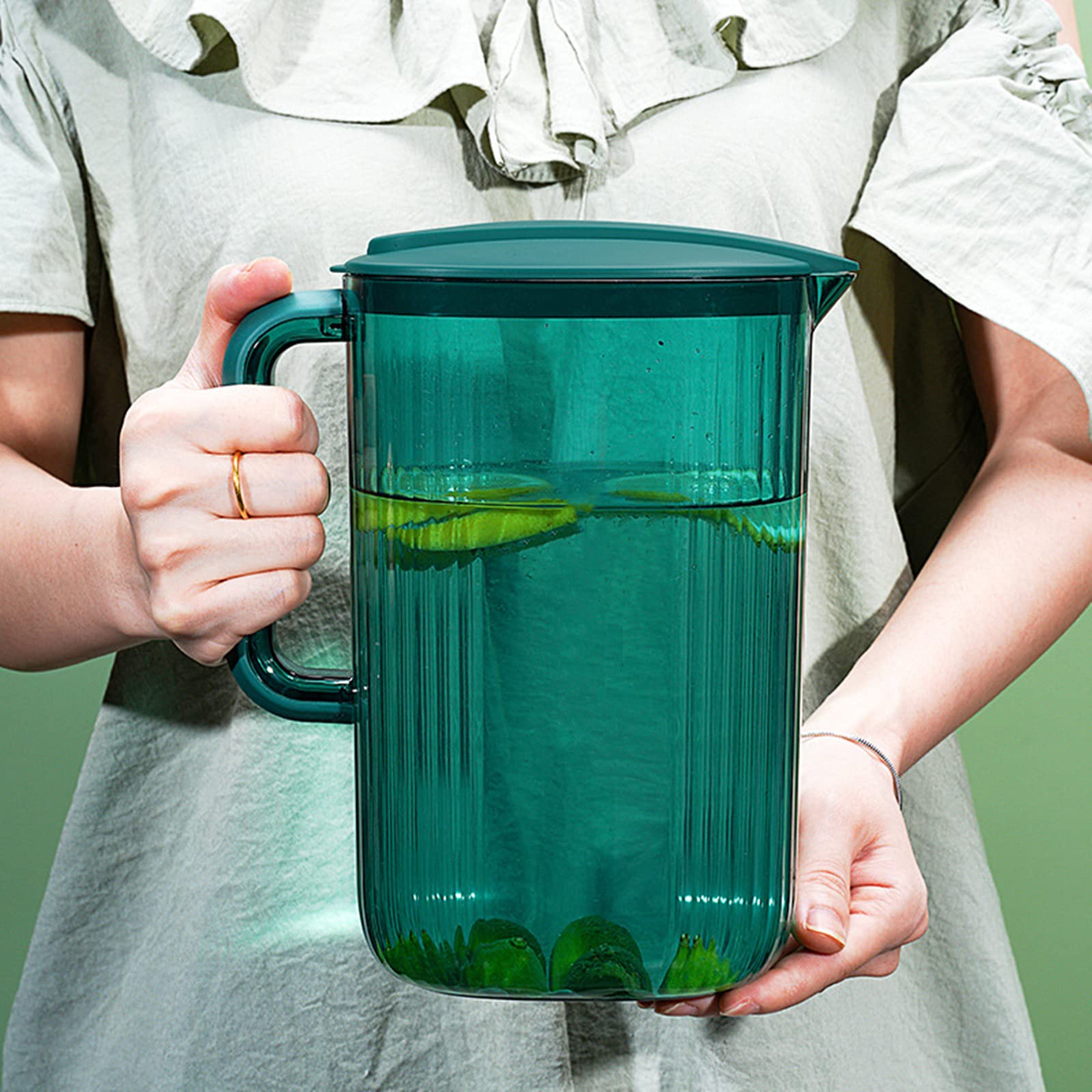 Peohud 70 Oz Water Pitcher, Plastic Pitcher with Lid and 4 Cups, Iced Tea Pitcher Water Jug for Juice, Milk, Lemonade, Cold or Hot Beverages, BPA-Free