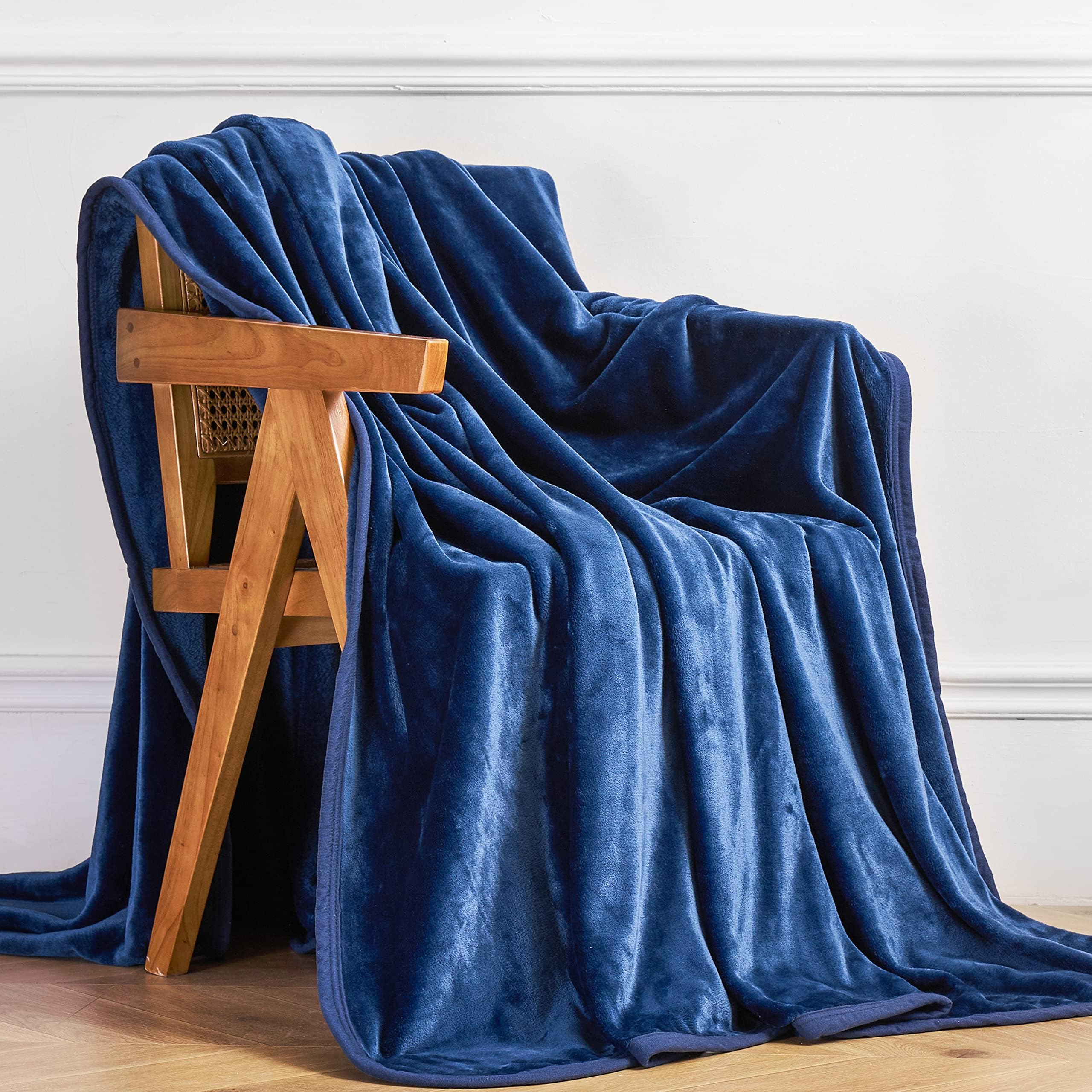 ELNIDO QUEEN Fleece Throw Blanket for Couch Navy Blue - 330GSM Lightweight Fuzzy Cozy Soft and Cooling Blankets for Sofa, Bed, 50x60 inches