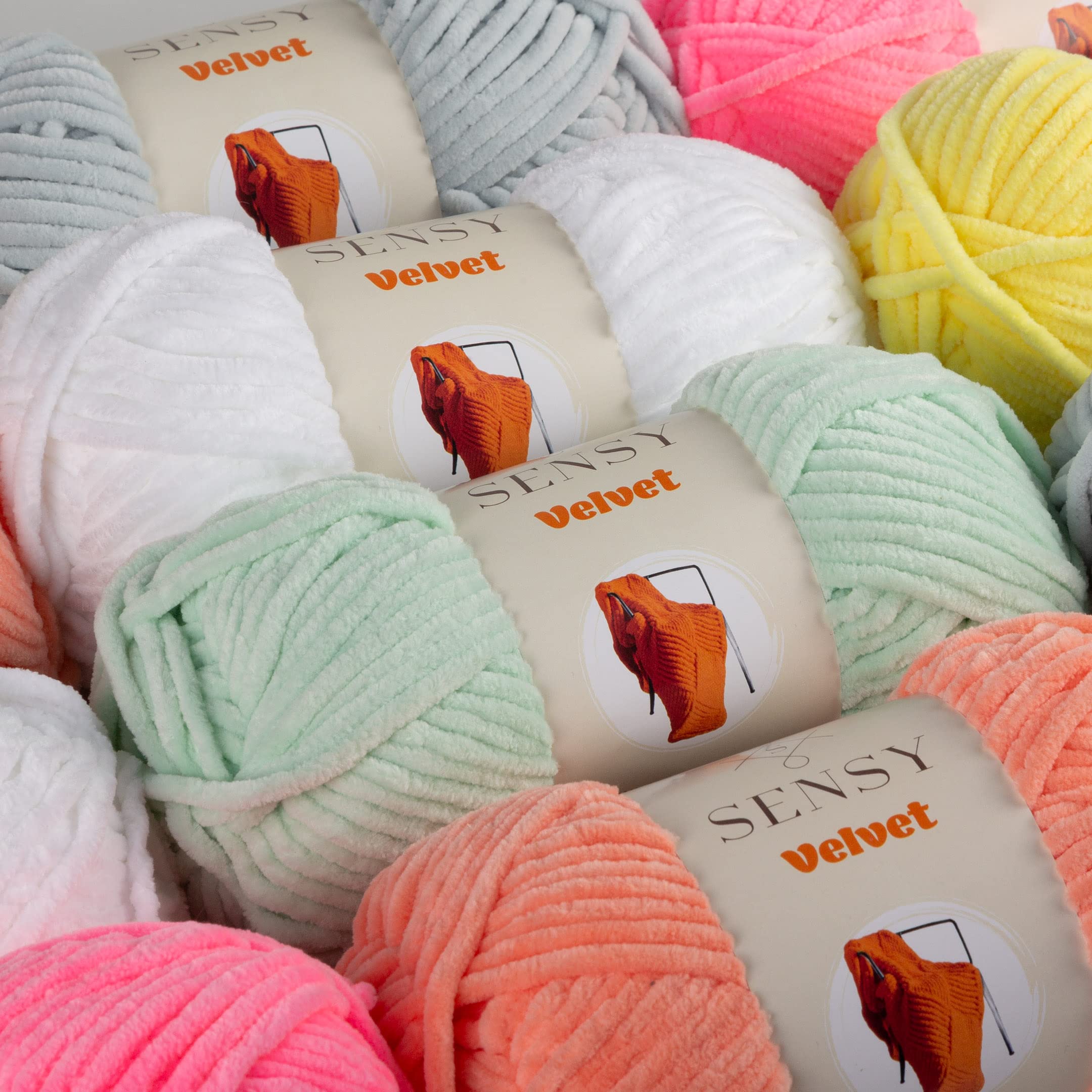 Sensy Velvet Crocheting Yarn - Baby Blanket Chenille, Amigurumi, 3.5 oz, 132 Yards, Bulky Gauge 5 (Baby Blue)