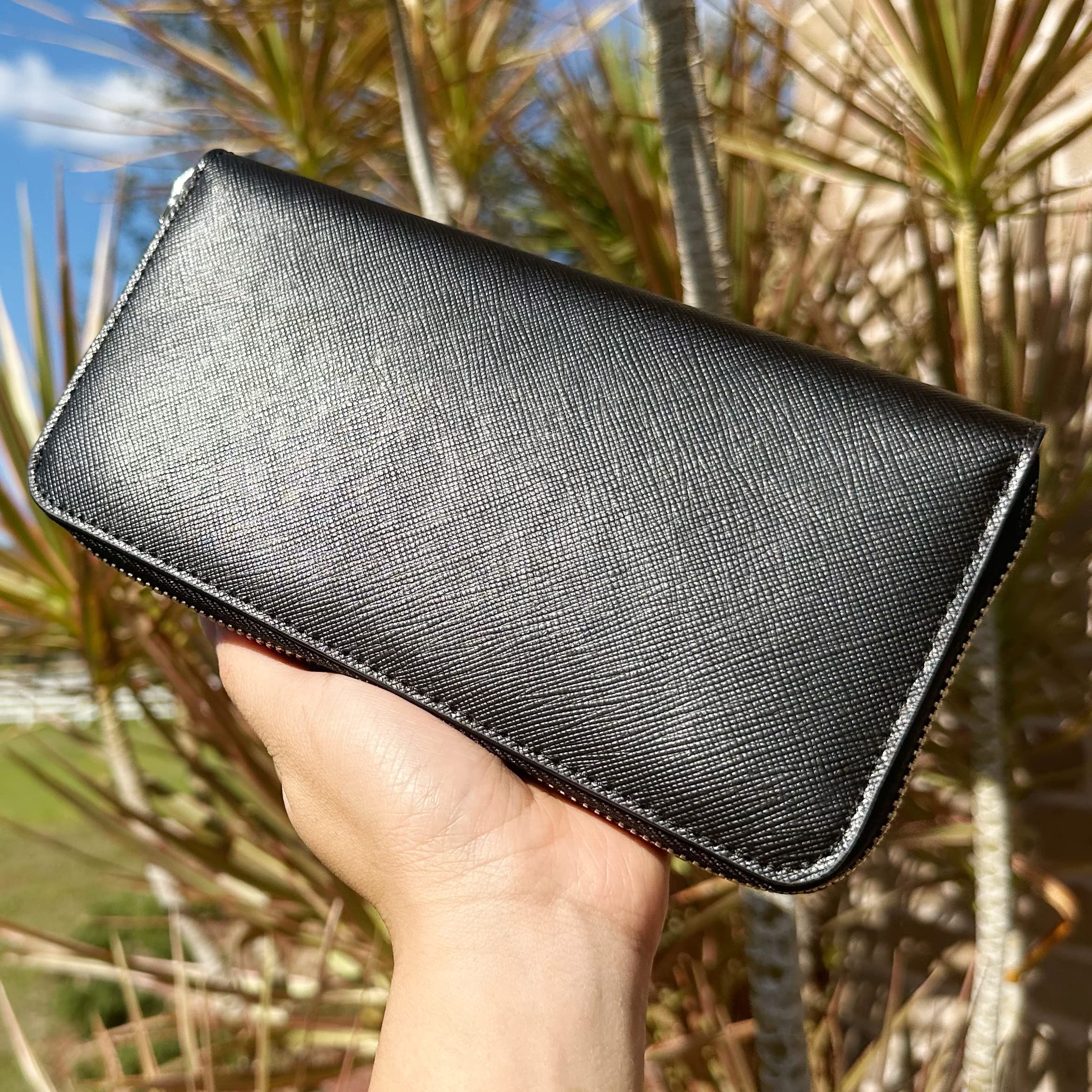 Kate Spade Staci Large Zip Around Continental Wallet Black White