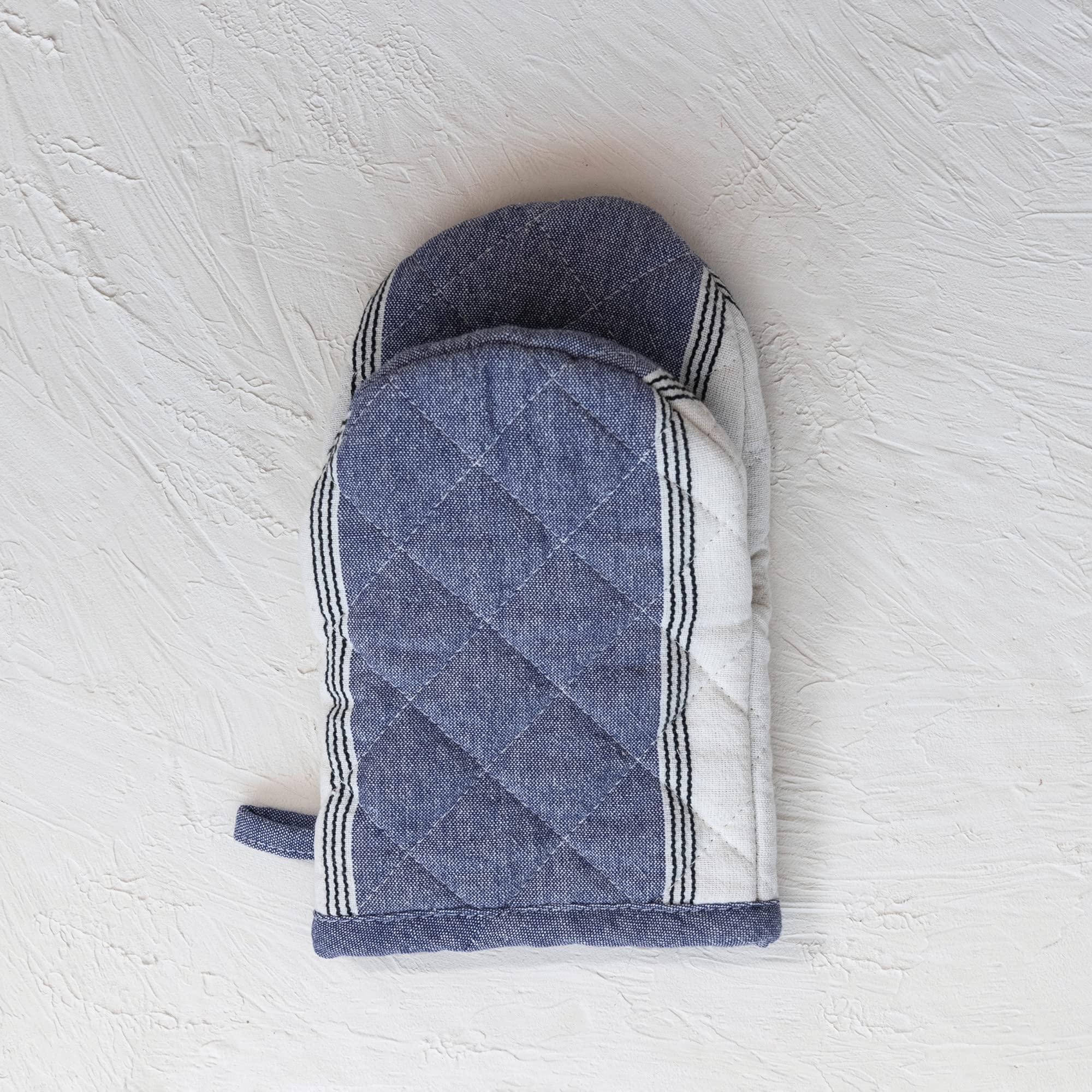 Creative Co-Op Cotton Stripes, Navy and White Oven Mitt, Blue