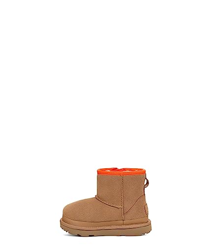 UGG Unisex-Child Classic Mini Zipper Tape Logo Boot, Chestnut, 9 Toddler