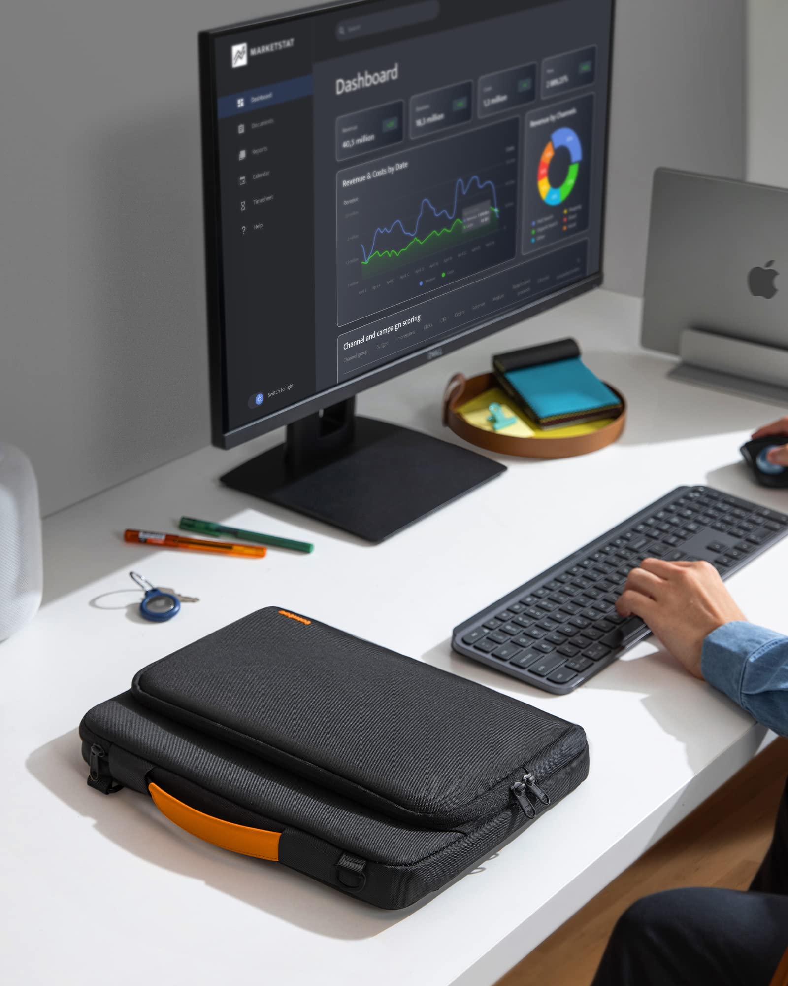 tomtoc 360 Protective Laptop Shoulder Bag for 14-inch MacBook Pro M4/M3/M2/M1 Pro/Max A3112/A3401/A3185 2024-2021, Water-Resistant Carrying Case for 13.5-14.4 Inch Microsoft Surface Laptop 6/5