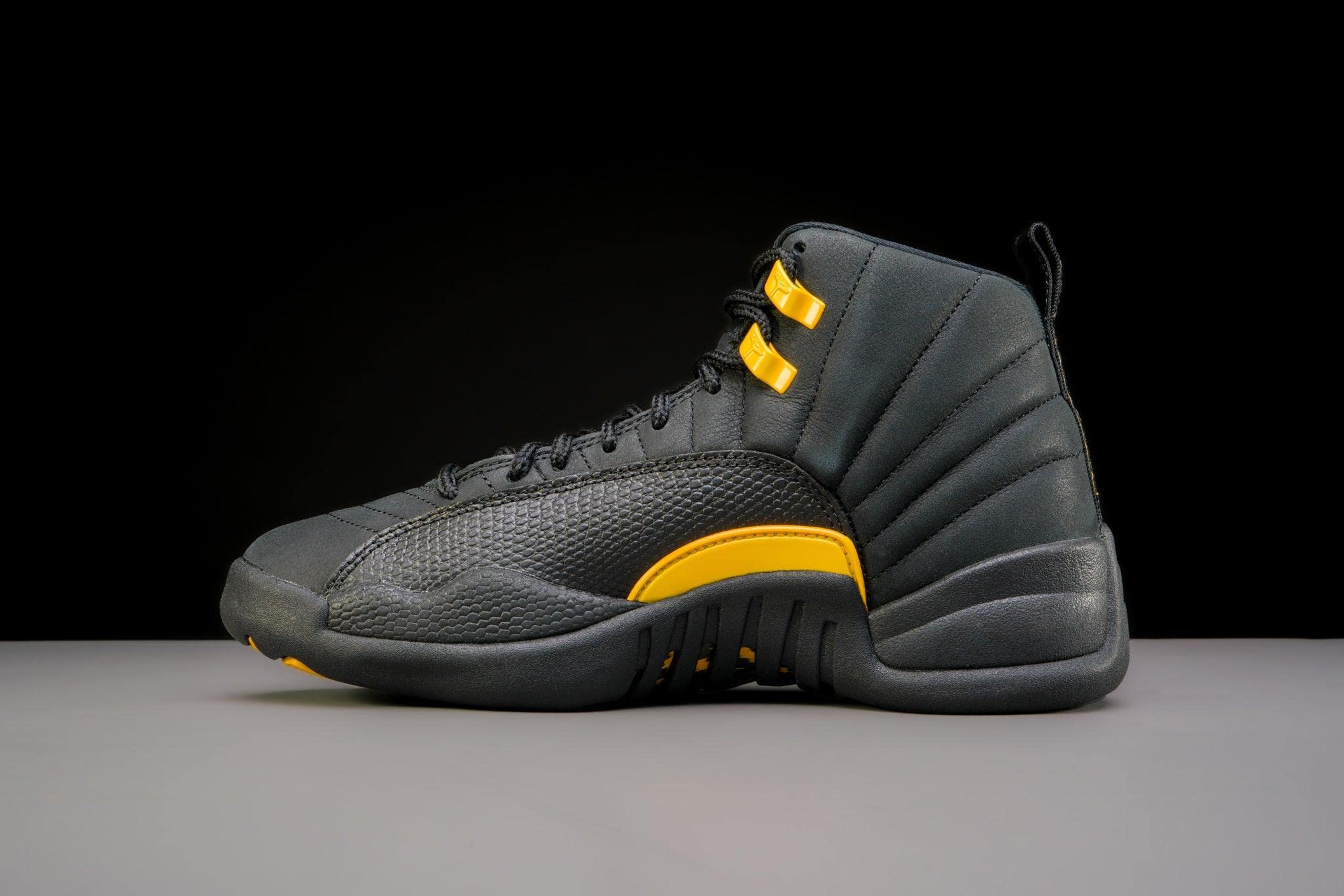Jordan Men's 12 Retro Black Taxi Black/Taxi (CT8013 071) - 10.5