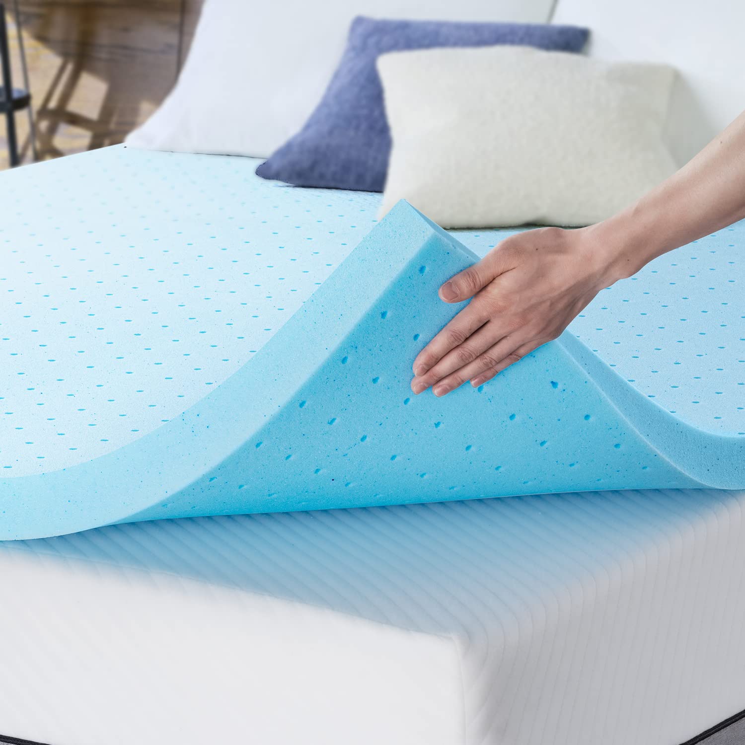 Maxzzz Queen Mattress Topper,2 Inch Ventilated Design Memory Foam Queen Mattress Topper,Cooling Gel Infused Swirl Foam Pad for Pressure Relief Back Pain, CertiPUR-US Certified