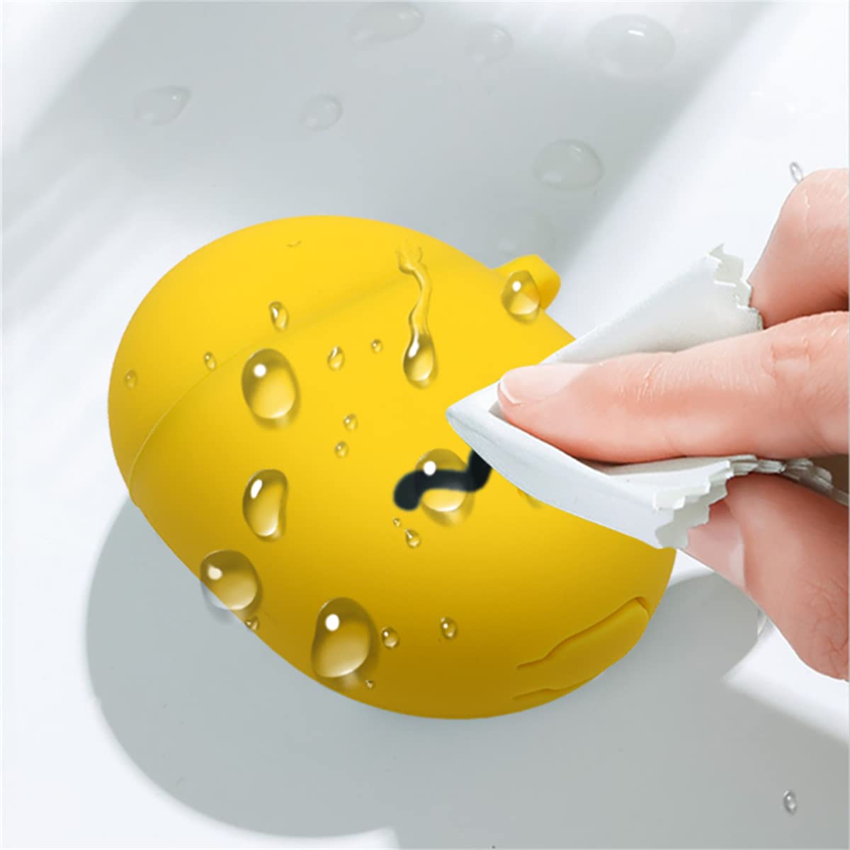 for Google Pixel Buds Pro Silicone Case Anti-Fall Anti-Scratch Shockproof Protective Cover with Keychain (Yellow)