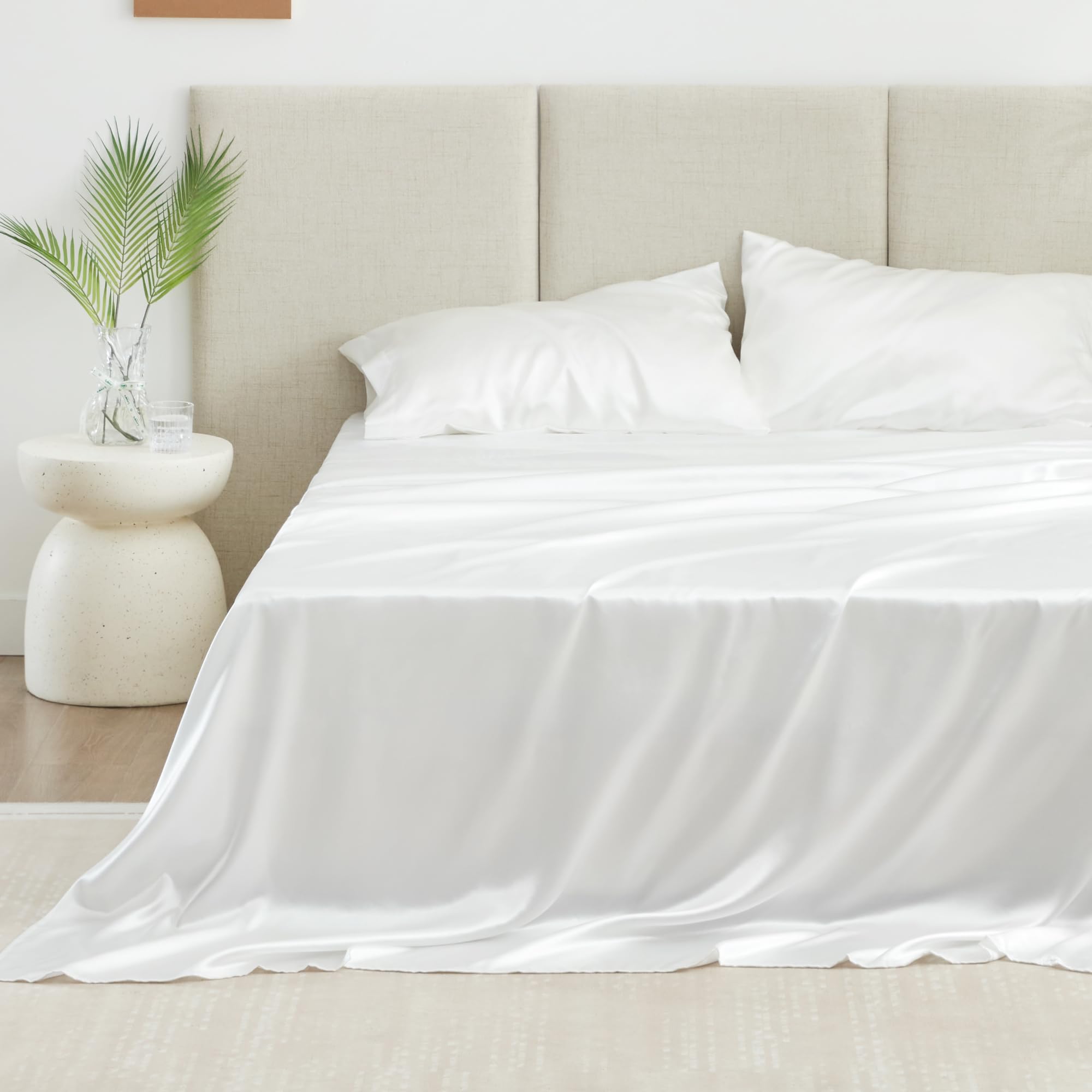 Love's cabin Twin Silky Soft Satin Bed Linen Set - 3 Piece with Deep Pockets, Luxury Satin Sheets, Wrinkle Resistant, Fits Mattresses up to 14''