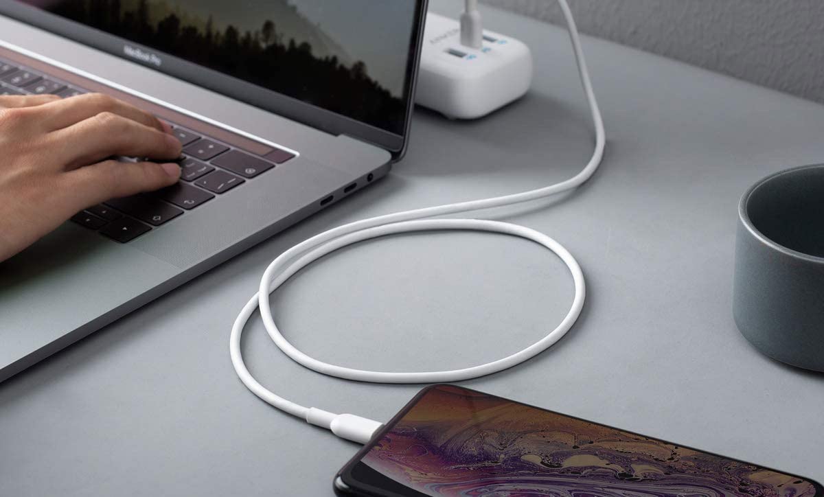Car Apple Carplay Cable, USB C to Lightning Cable for iPhone 14, 14 pro max,13,Plus,SE 2nd/12/11/Xs/XR, iPad 4/5/ 6/7/ 8, Mini 2/3/4/5, Air 2/3 Charger Cord, Car Charging Cable (USB C to Lightning)