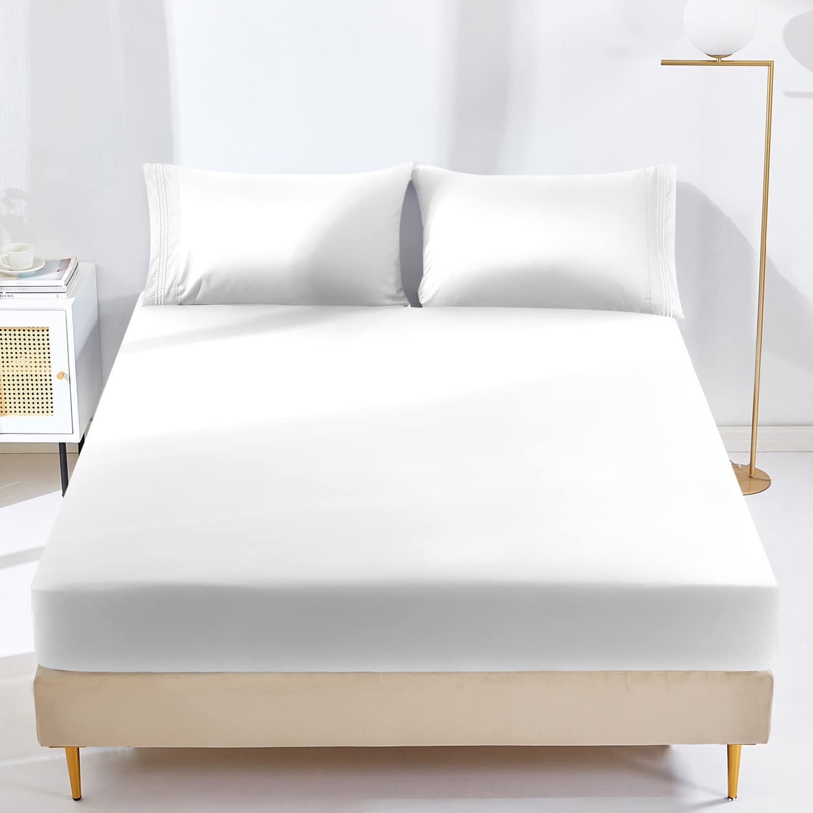 YIYEA Fitted Sheet Only, Premium Double Brushed Microfiber Deep Pocket Fitted Sheet Twin Size, Ultra Soft Fitted Bottom Sheet, Shrinkage, Fade Resistant, Twin, White