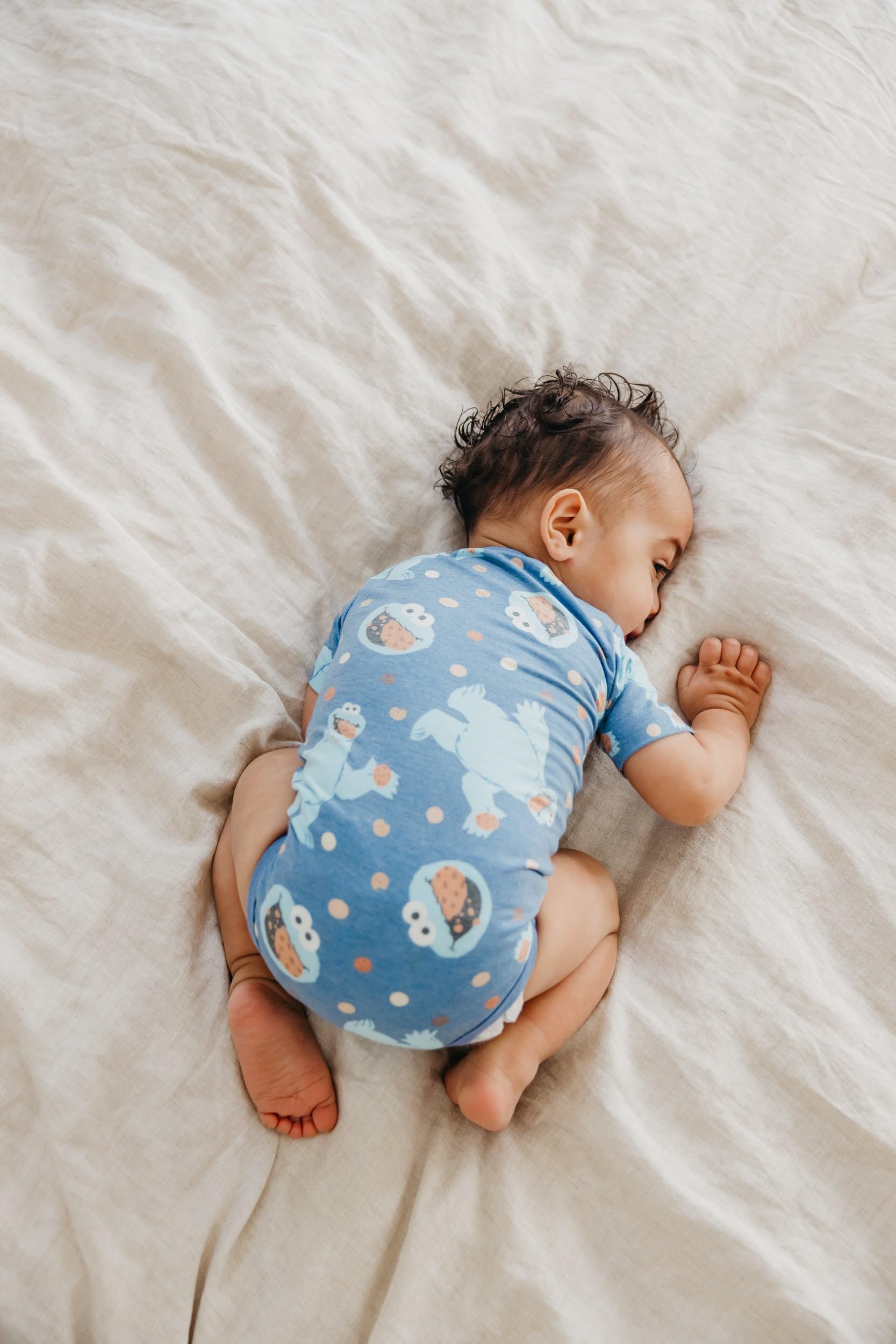Copper Pearl Short Sleeve Bodysuit Baby: Ultra Soft Bodysuits for Newborns, Boys, Girls, and Infants - Stylish, Comfortable, Overlap Shoulders, Premium Knit Fabric - Cookie Monster, 0-3 Months