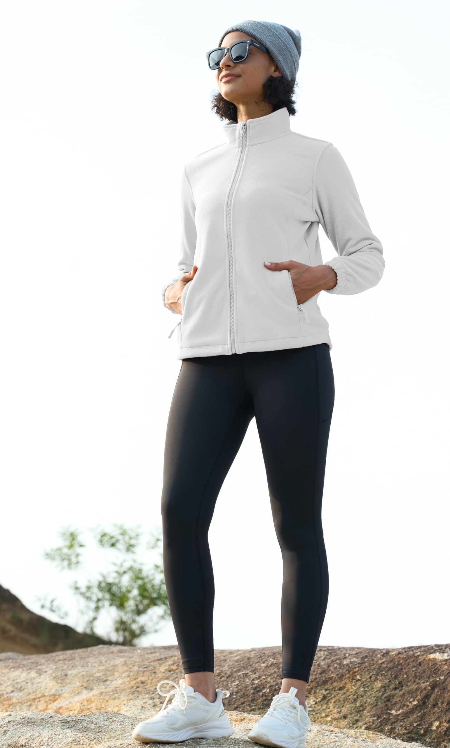 MAGCOMSEN White Fleece Jacket for Women Lightweight Full Zip Coats Soft Warm Polar Fleece for Winter, M