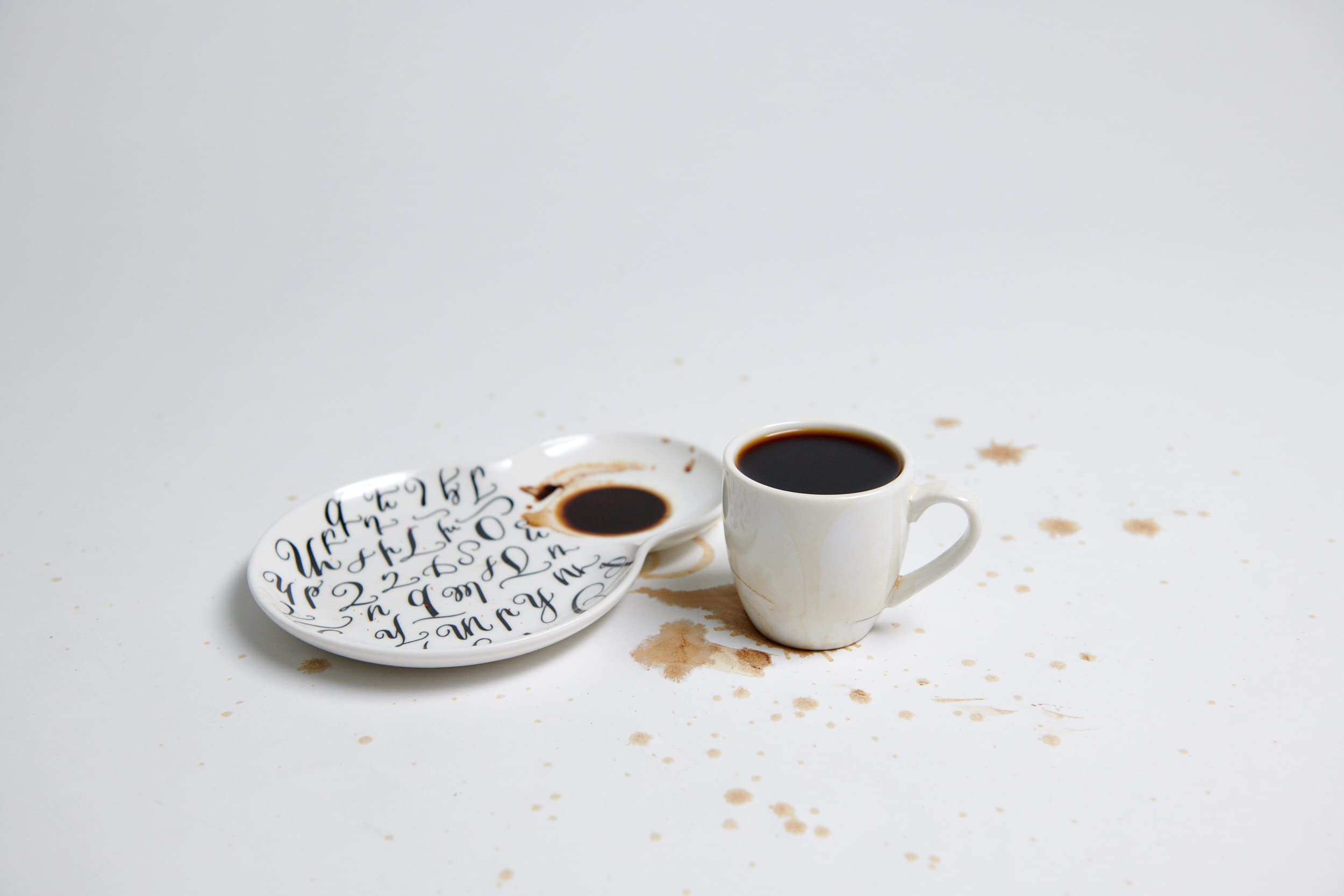 Truly.Madly Ink Armenian Alphabet Espresso Cups with Saucers, Set of 6, Armenian Coffee Cups with Handle, 3 oz. Porcelain Cups with Plates