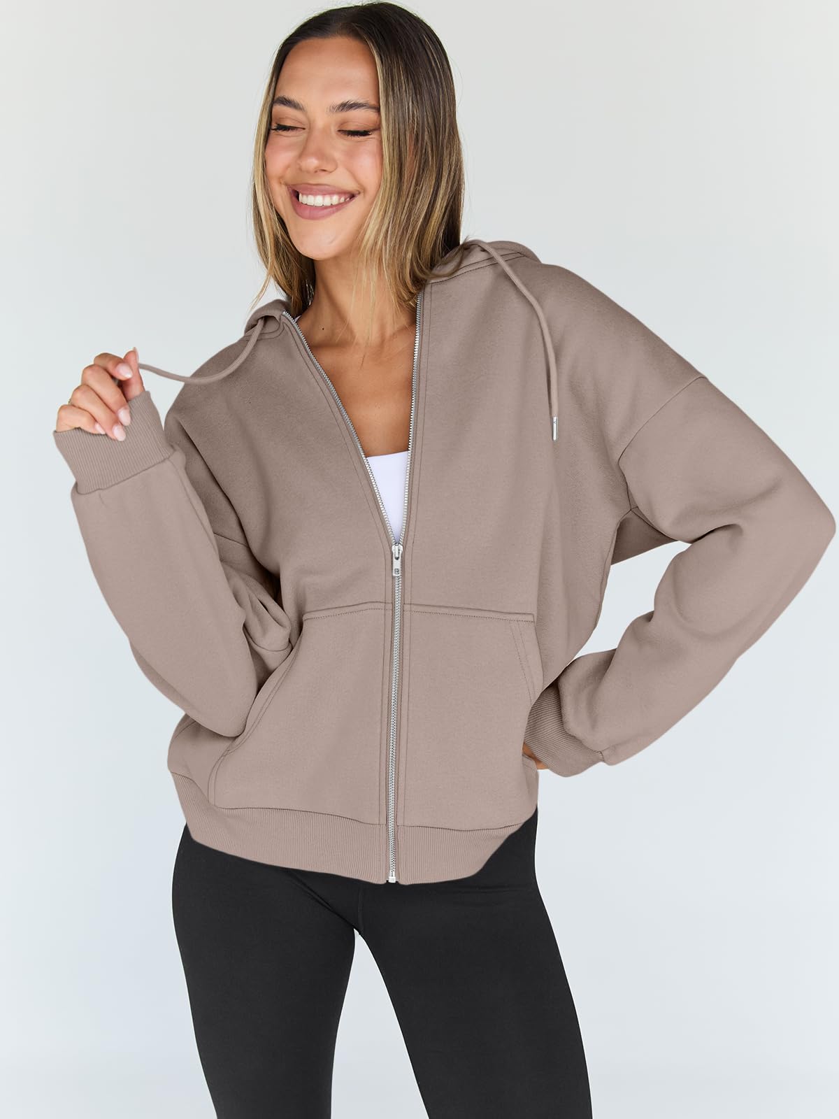 Trendy Queen Womens Zip Up Hoodies Oversized Sweatshirts Fall Fashion Outfits Casual Jackets 2025 Winter Clothes Nutmeg M