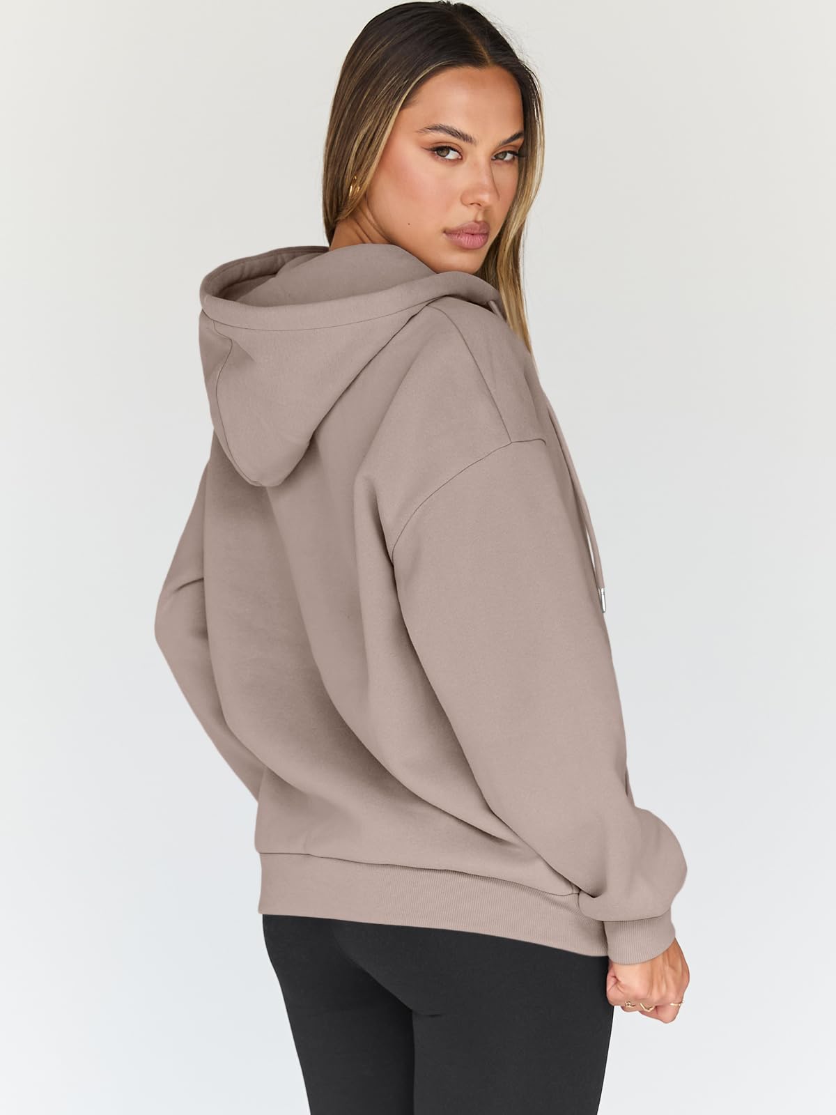 Trendy Queen Womens Zip Up Hoodies Oversized Sweatshirts Fall Fashion Outfits Casual Jackets 2025 Winter Clothes Nutmeg M