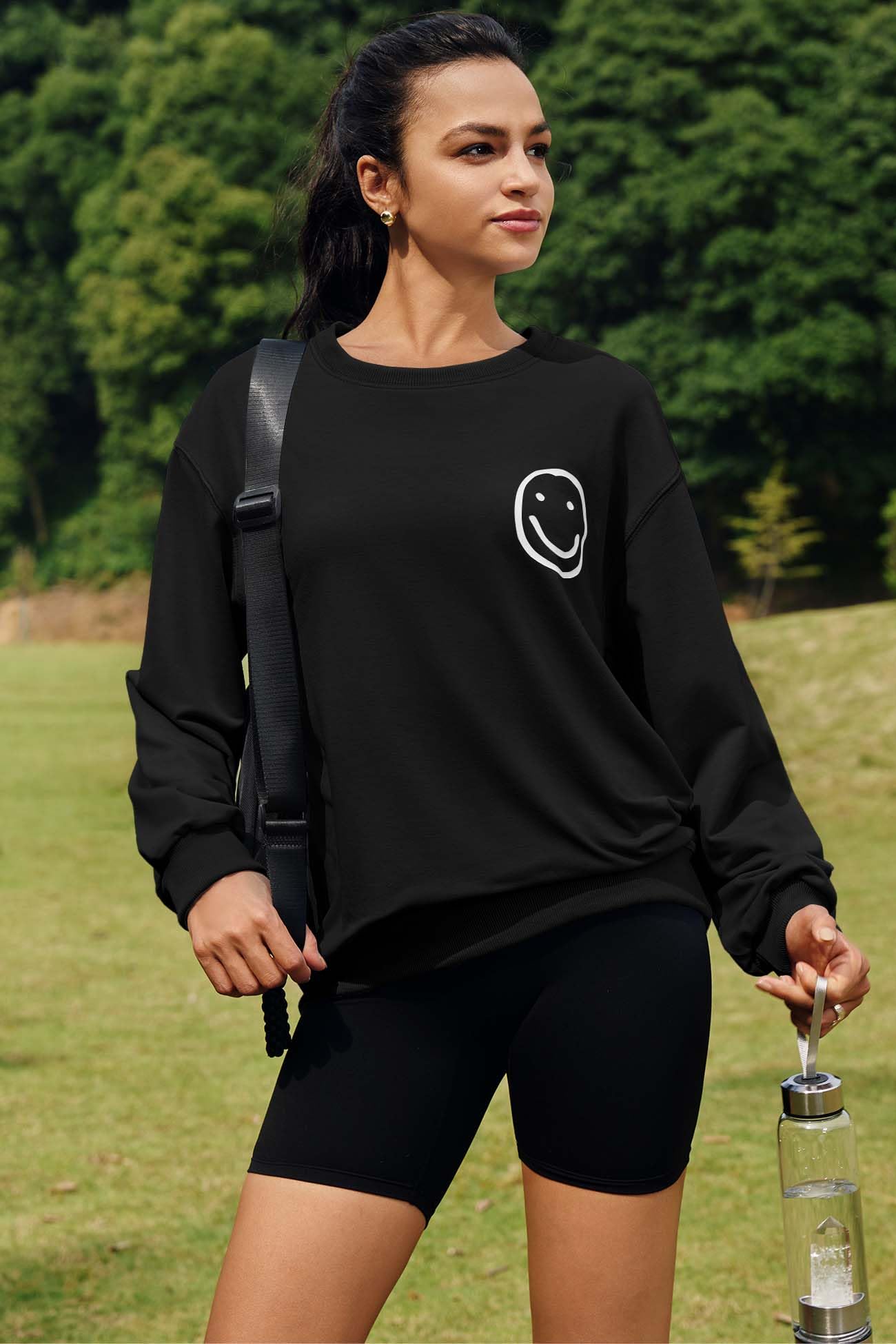 ReachMe Womens Cute Graphic Crewneck Sweatshirts Fashion Smile Pullover Tops Casual Loose Happy Face Sweatshirt(2 Black,M)