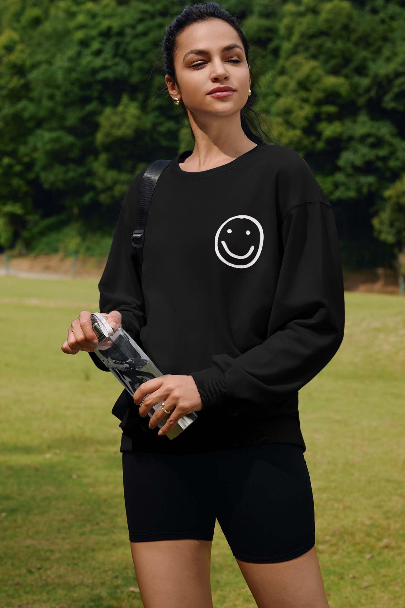 ReachMe Womens Cute Graphic Crewneck Sweatshirts Fashion Smile Pullover Tops Casual Loose Happy Face Sweatshirt(2 Black,M)