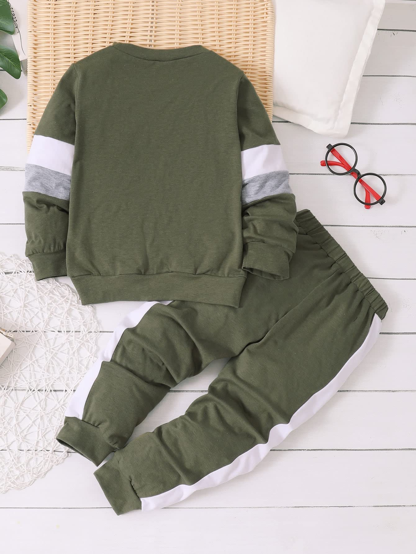 SOLY HUX Toddler Boy's Color Block Tracksuits 2 Piece Fall Outfit Long Sleeve Pullover Sweatshirt and Sweatpants Army Green 120