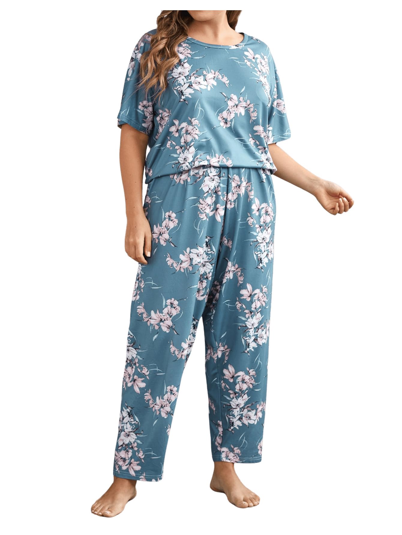 WDIRARA Women's Plus Size 2 Piece Sleepwear Floral Short Sleeve Top and Pants Pajama Set Dusty Blue 4XL