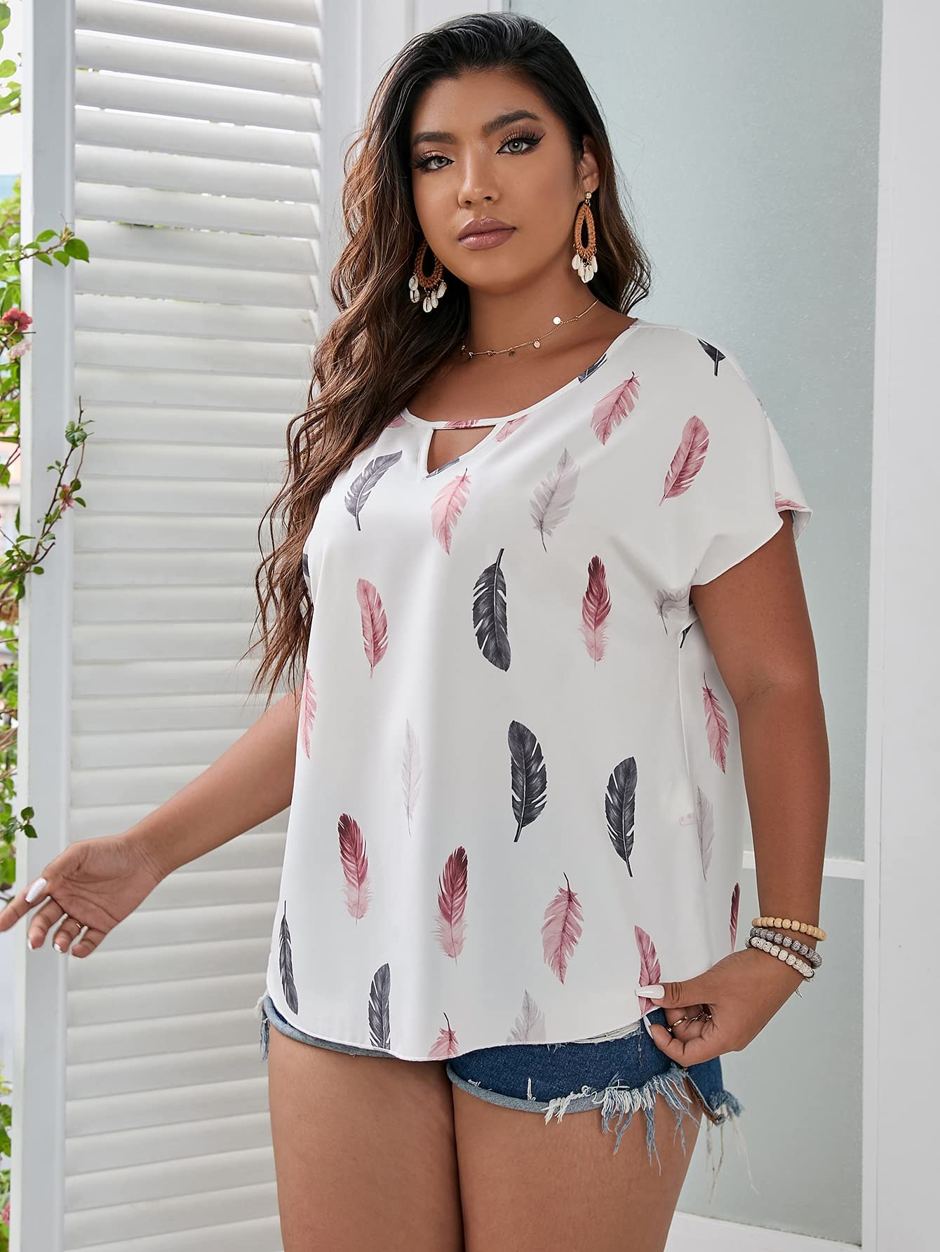 SOLY HUX Plus Size Blouses for Curvy Women Cute Boho Print Shirts V Neck Casual Summer Blouses T-Shirts Tops White 1XL