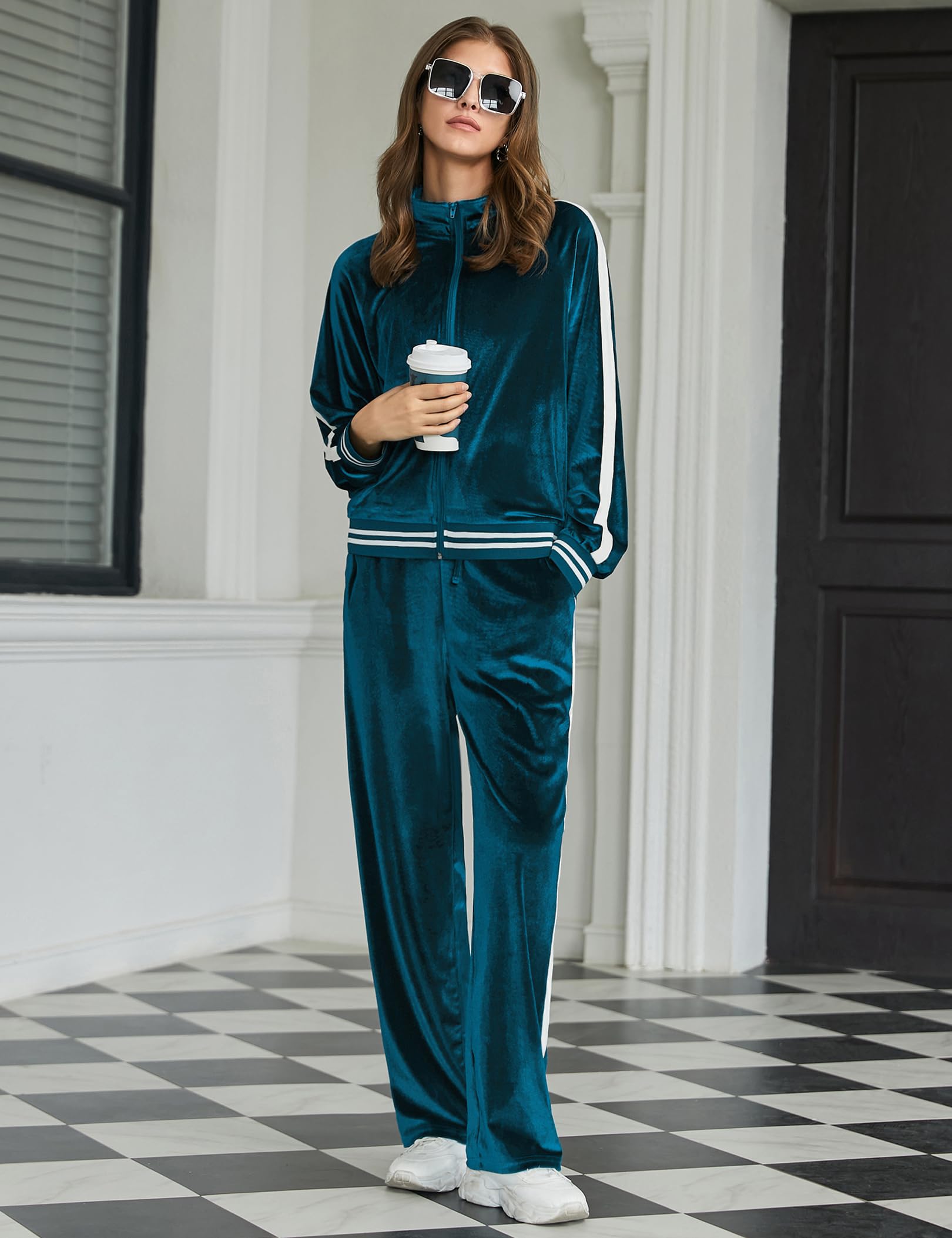 Ekouaer Women's Velvet Velor Tracksuits 2 Piece Lounge Outfits Zip Up Sweatshirt and Sweatpants with Pockets S-3XL(Blue,3X-Large)