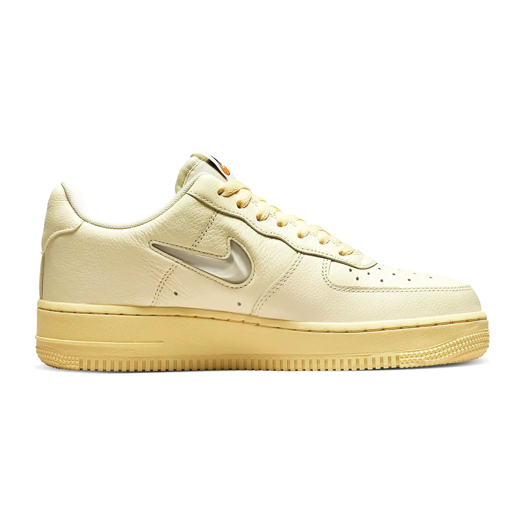 Nike Women's Air Force 1 Basketball Shoe, Coconut Milk/Light Bone-lemon, 7