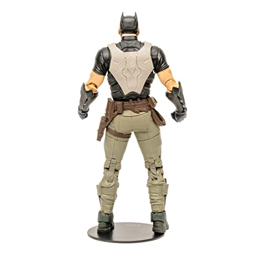 McFarlane Bandai DC Multiverse Action Figure - Future State - Dark Detective (Gold Label) Multicolour TM15354