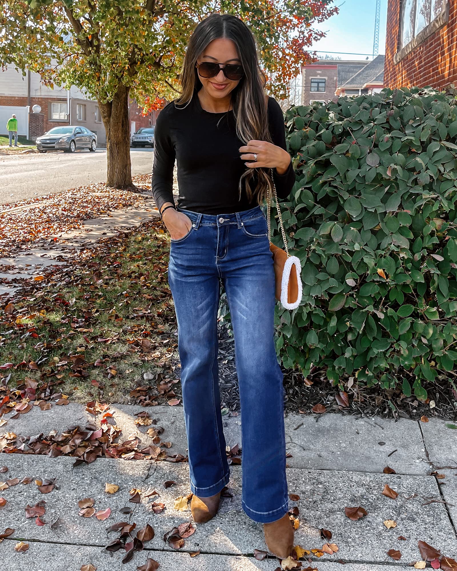 GRAPENT Plus Size Jeans, High Waisted Flare Ripped Stretch Jeans 70s Outfits, Size 12 Wide Leg Pants for Women Color Dark Blue Size 14