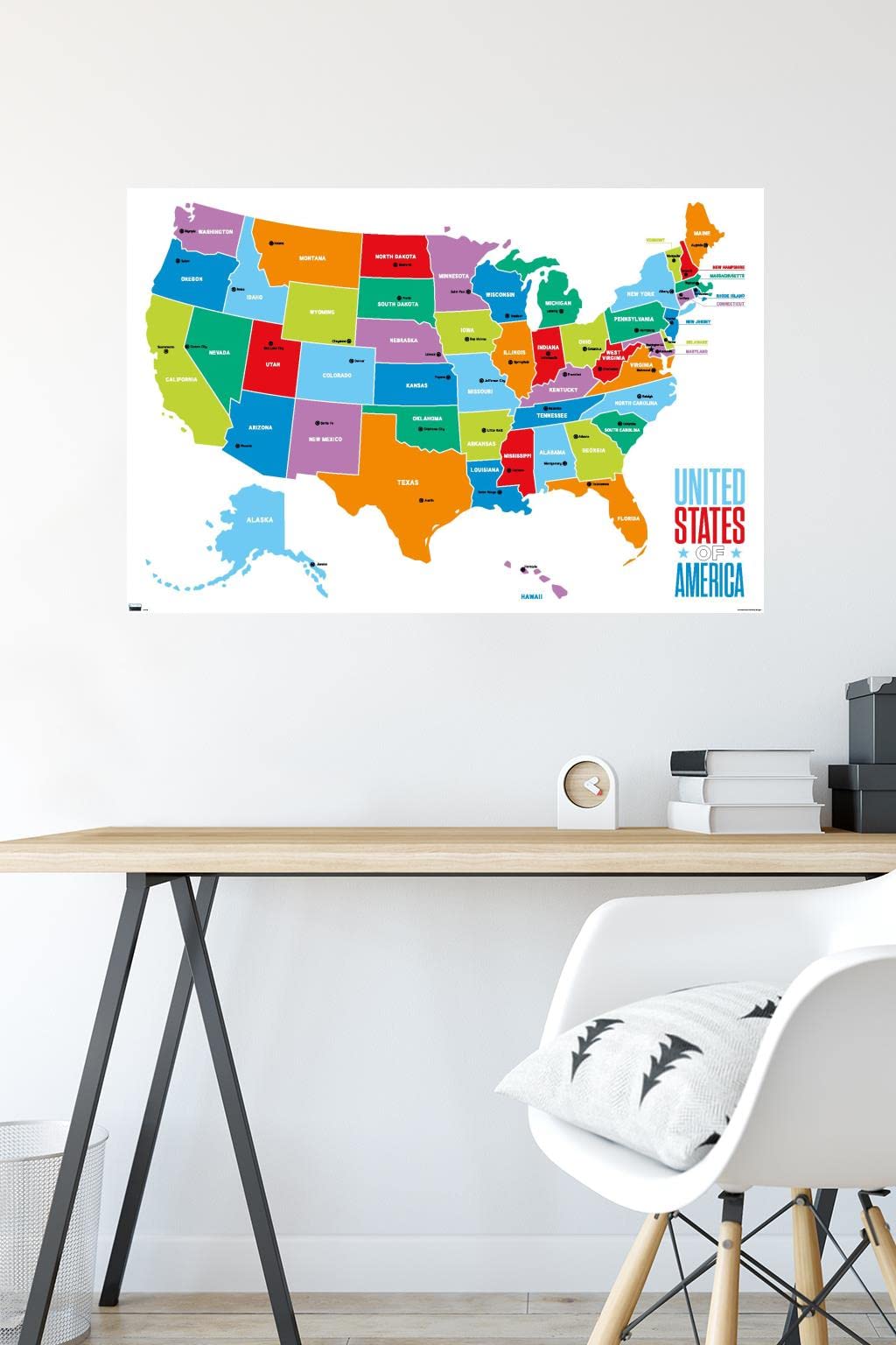 Trends International Map - United States Of America 2022 Wall Poster, 22.375" x 34", Poster & Mount Bundle