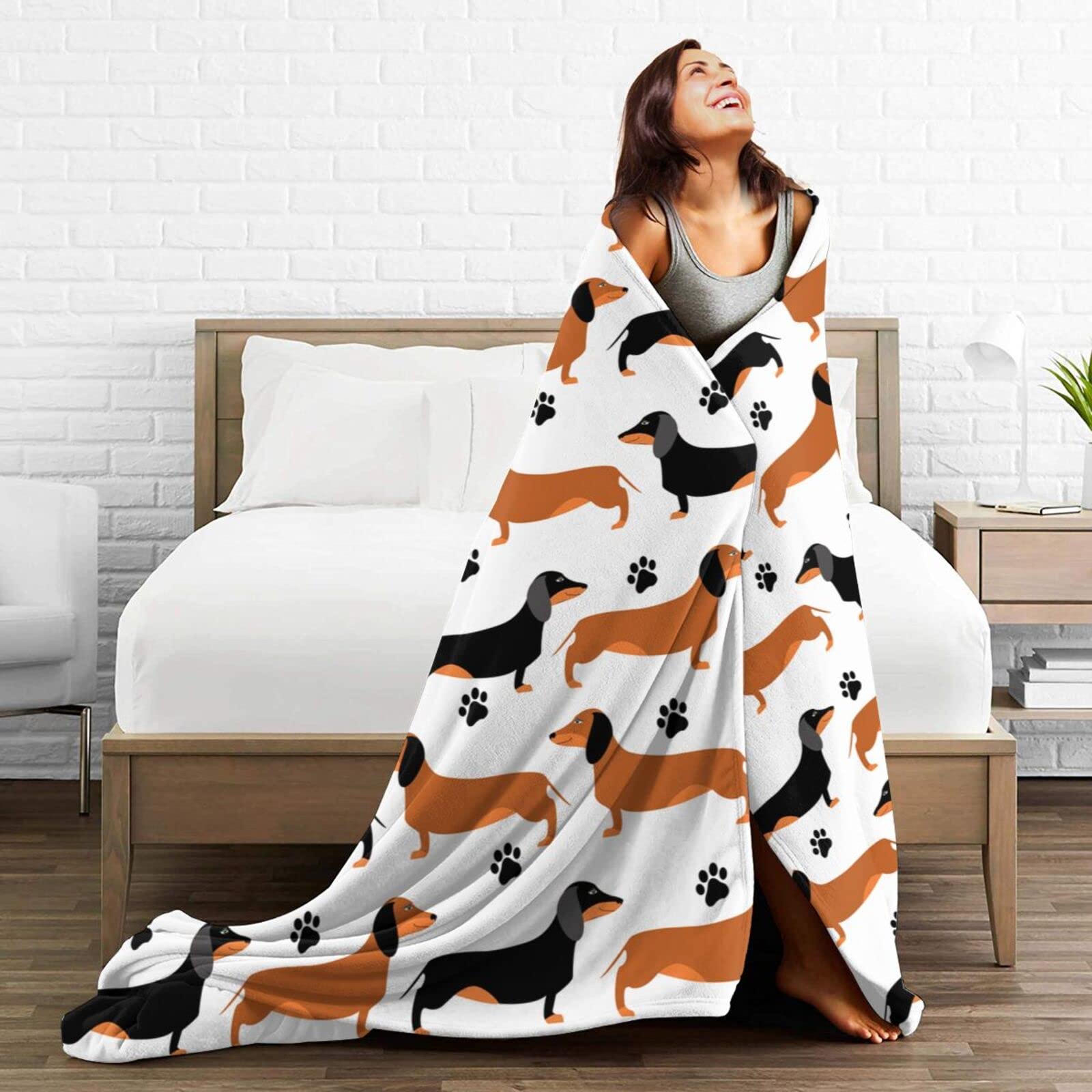Dachshund Throw Blanket Bedding Super Soft Warm Flannel Blankets for Kids Adults Bedroom Living Room Sofa 80"x60"