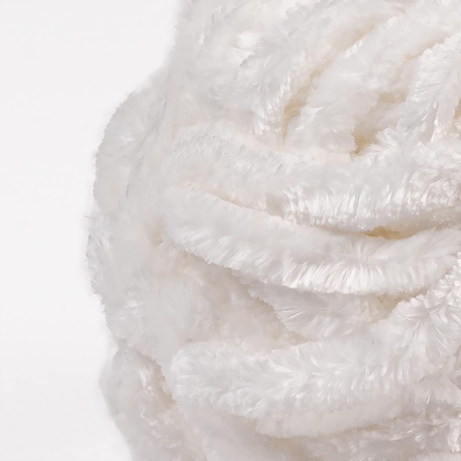 Crafted By Catherine Luxe Velvet Solid Yarn - 4 Pack (300 g / 10.5 oz, 98 Yards Each Skein), White, Gauge 6 Super Bulky