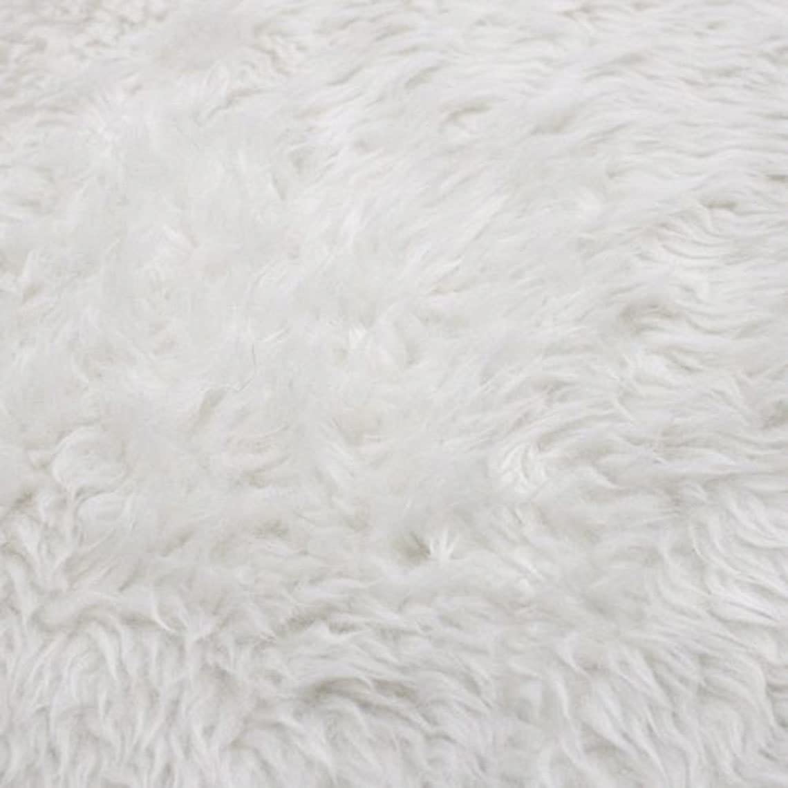 Texco Inc Luxury Shag Faux Fur Fabric, Off White 1 Yard