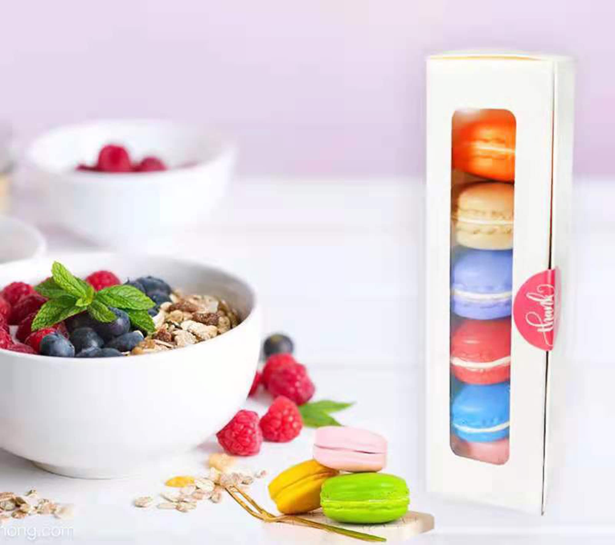 wraphay 30 Pack Macaron Boxes with Window White Pastry Packaging Container for 6 Bakery French Cocoa Truffle Wedding Gift Dessert Cookies Treat Delivery Box