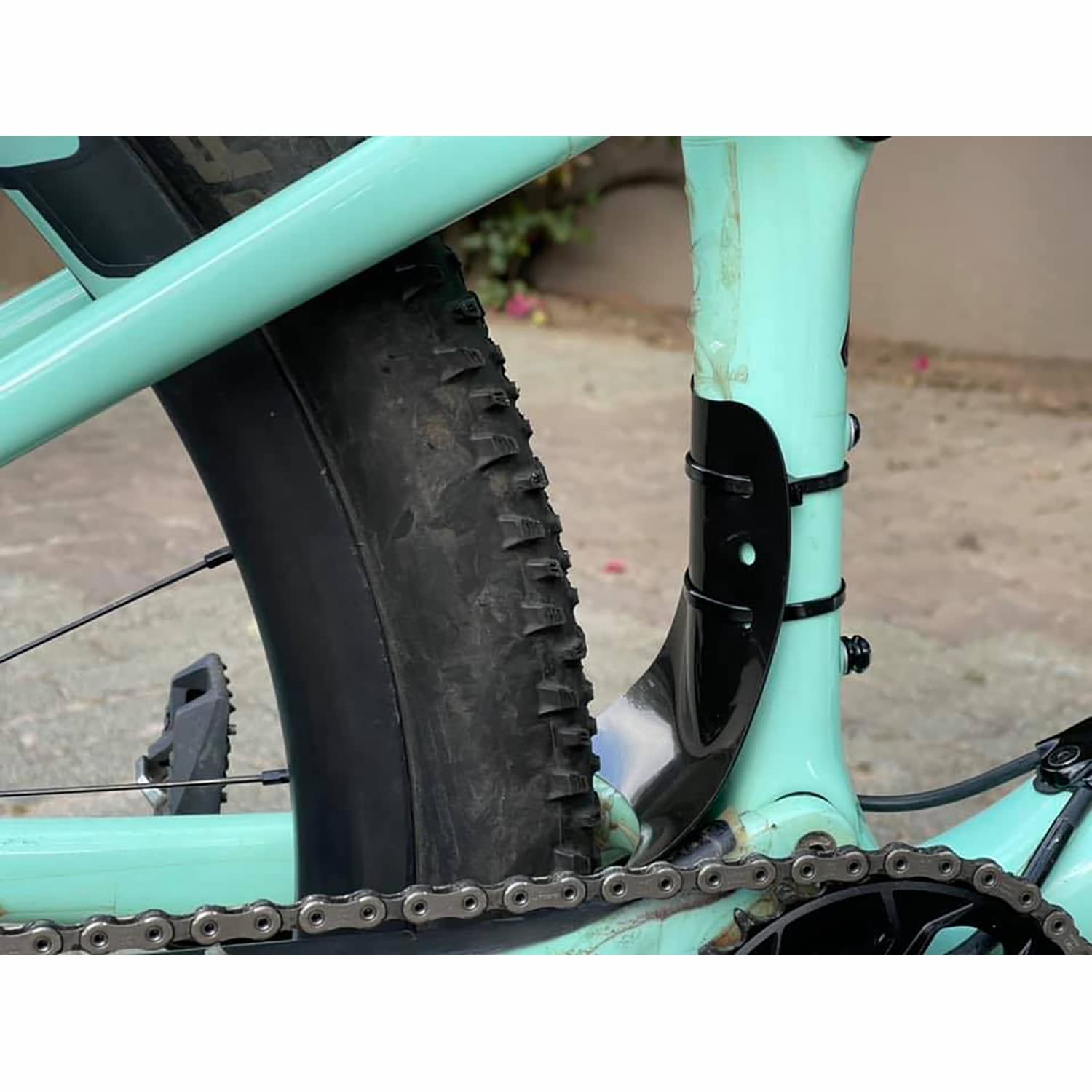 Lippy's Bike Parts Mountain Bike Mudguard Lower Linkage Frame Protection, MTB Mud Flap, Splash Guard, Suspension Linkage Mudguard Protection, Frame Guard, Cycling, E-Bikes (Fits Most E-Bikes), Black