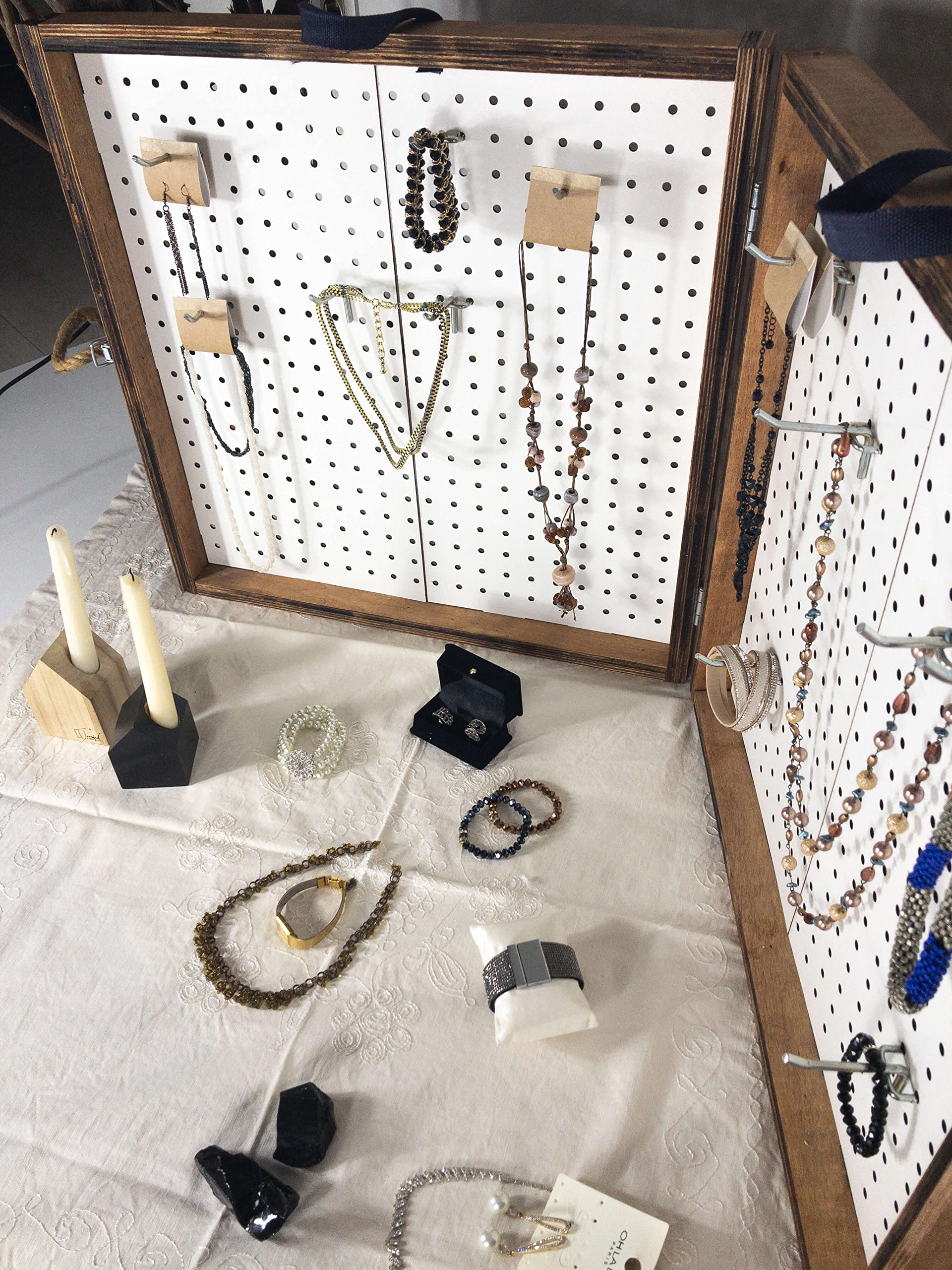 Unroofed&Sky Portable Pegboard Display Stand for Craft Shows - Paparazzi Jewelry Display White