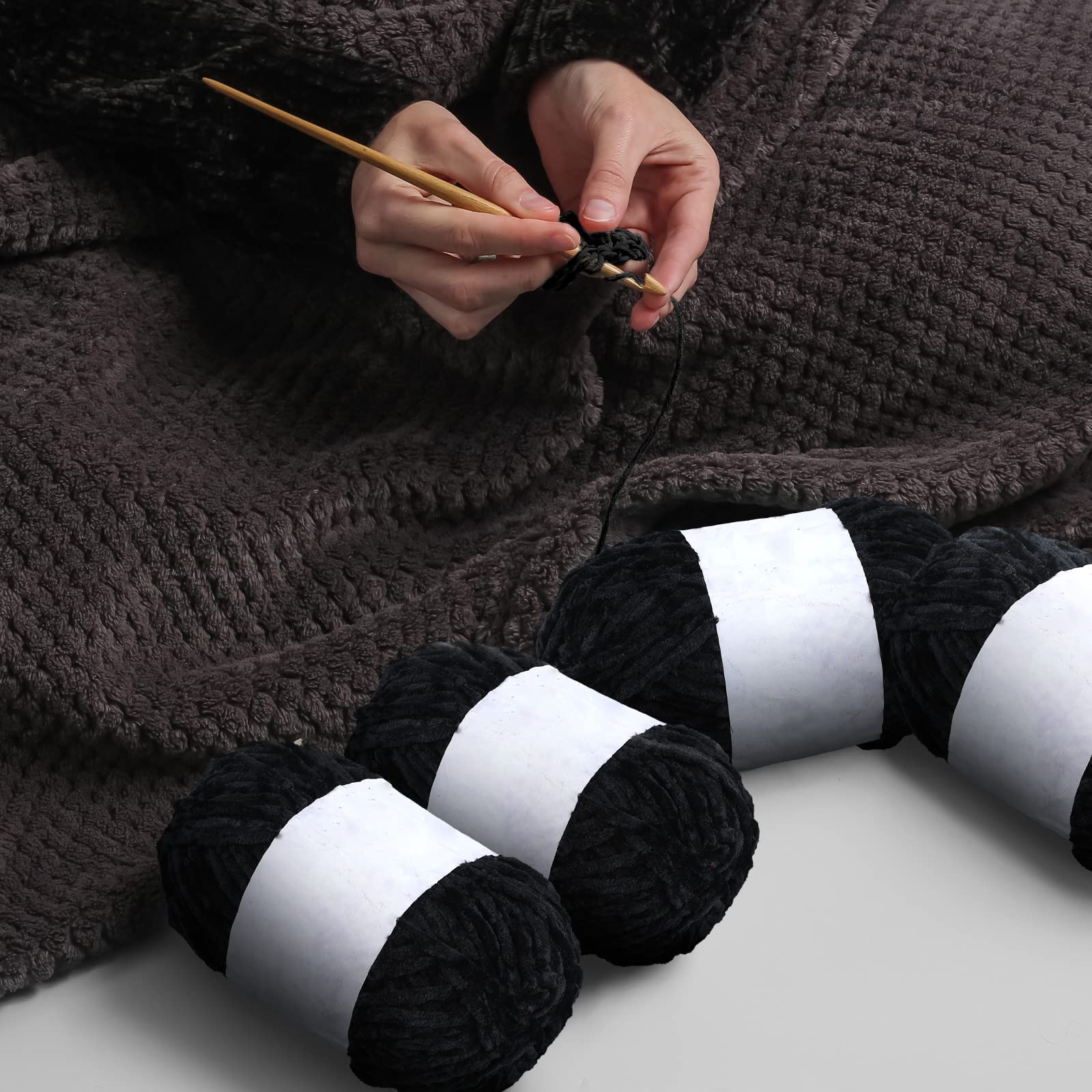 3 Rolls 590 Yards Velvet Yarn Chenille Yarn for Soft Crocheting and Knitting Baby Velvet Project, 180 Meter and 100 Gram for Each DIY Weaving Crochet Weaving Craft(Black)