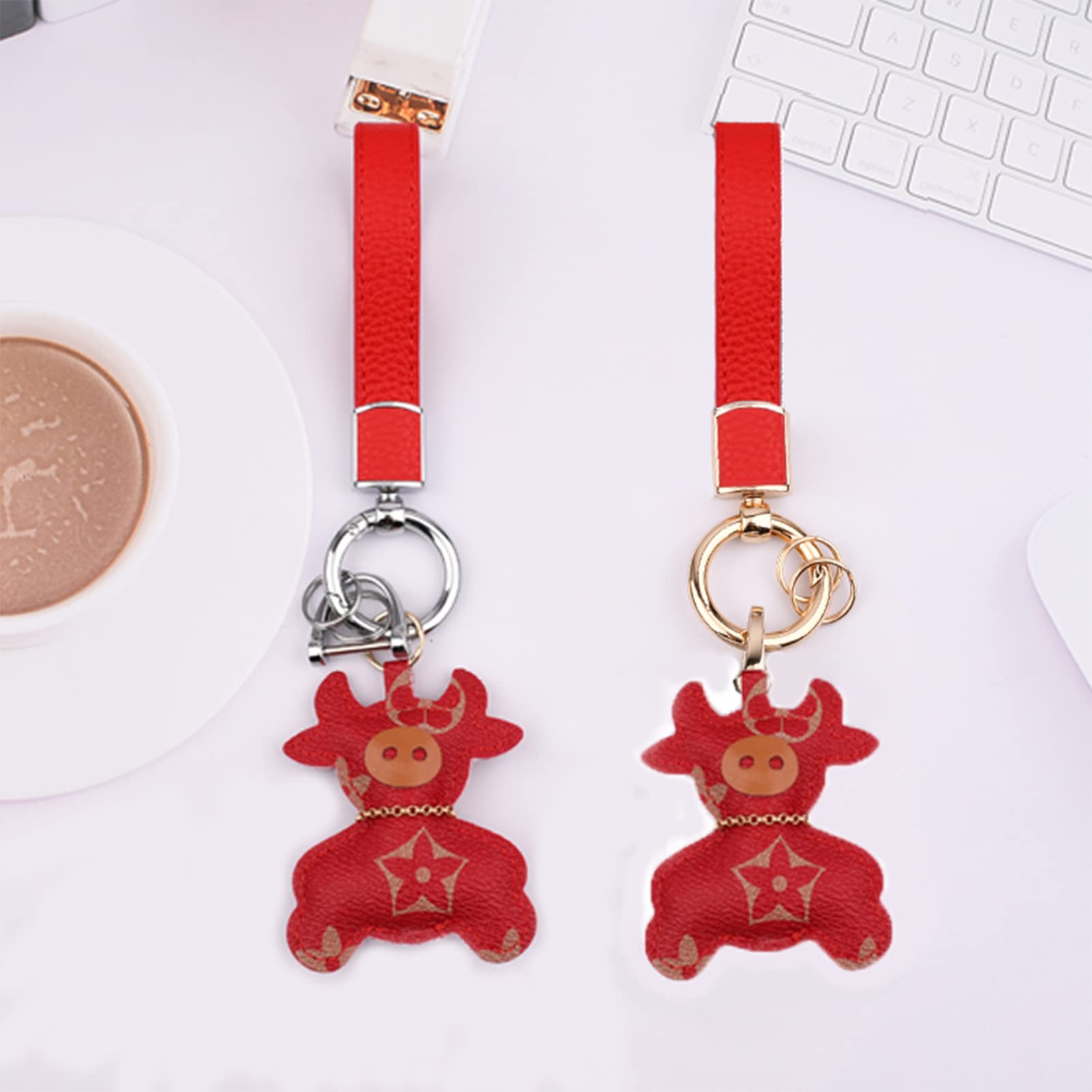 leather men and women general-purpose car keychain chain holders can be rotated 360 degrees, anti-lost D-rings, Orange + Gold Horseshoe Buckle,