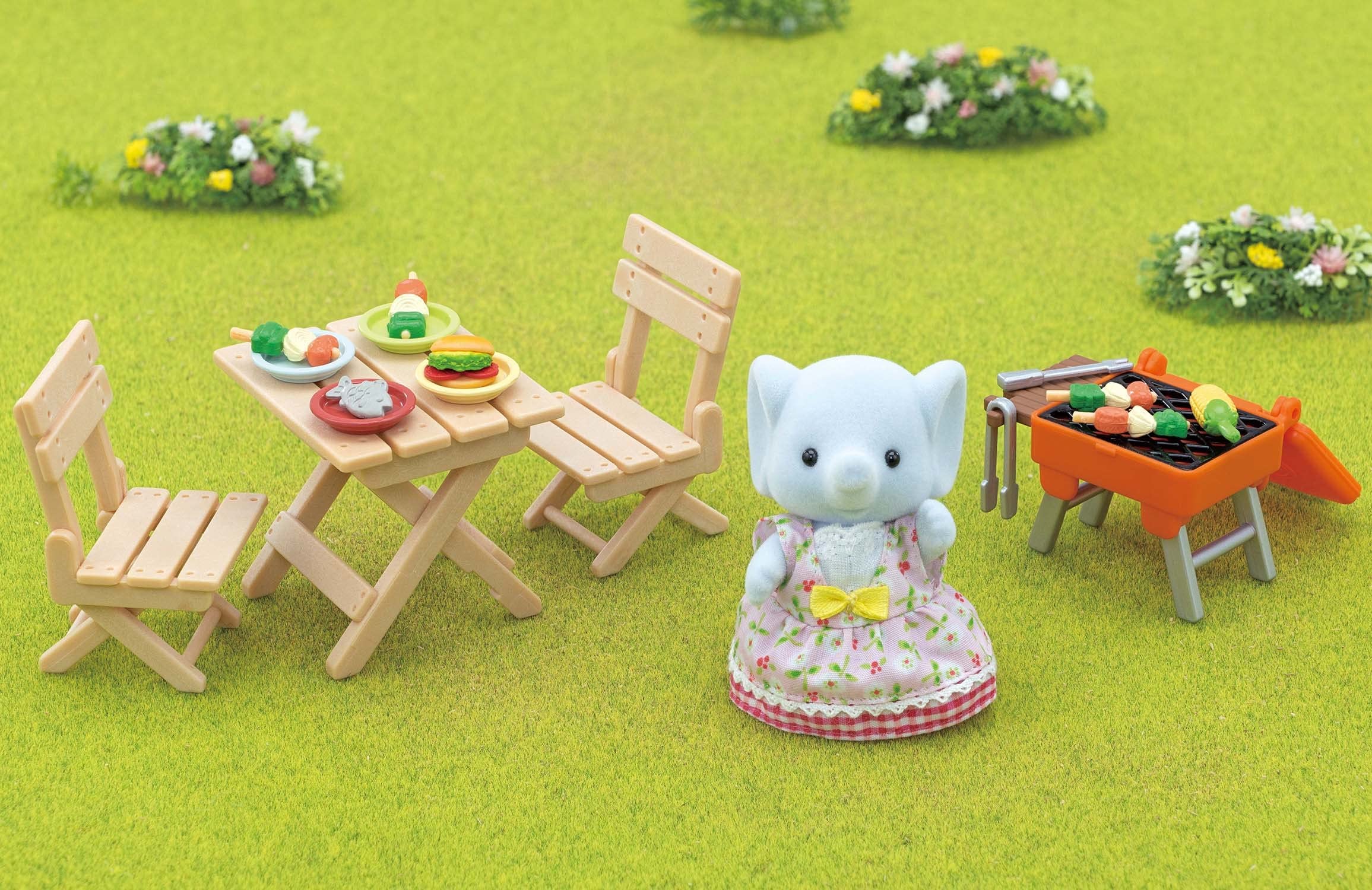 Calico Critters Bubblebrook Elephant Girl's BBQ Picnic Set, Dollhouse Playset with Figure and Accessories