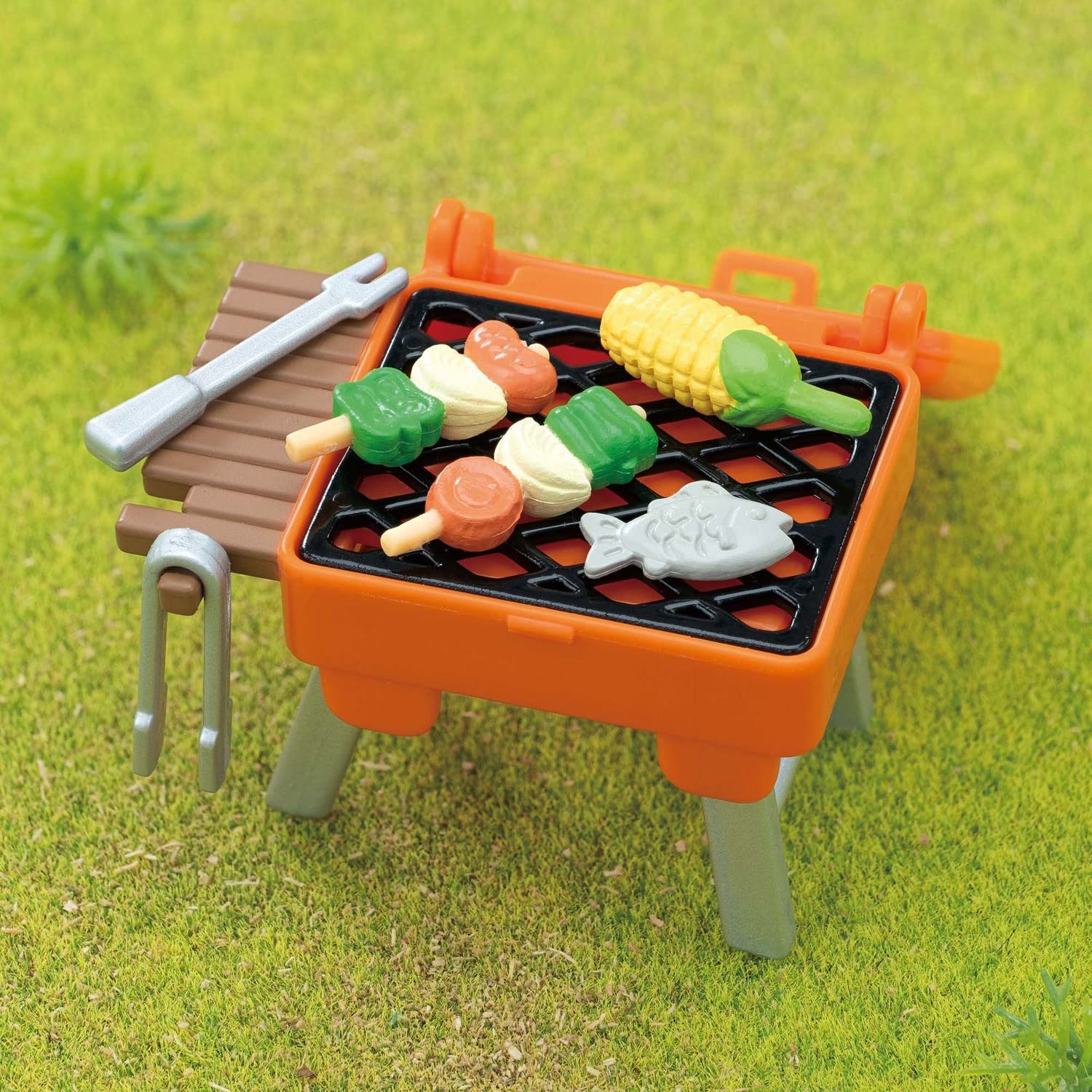Calico Critters Bubblebrook Elephant Girl's BBQ Picnic Set, Dollhouse Playset with Figure and Accessories