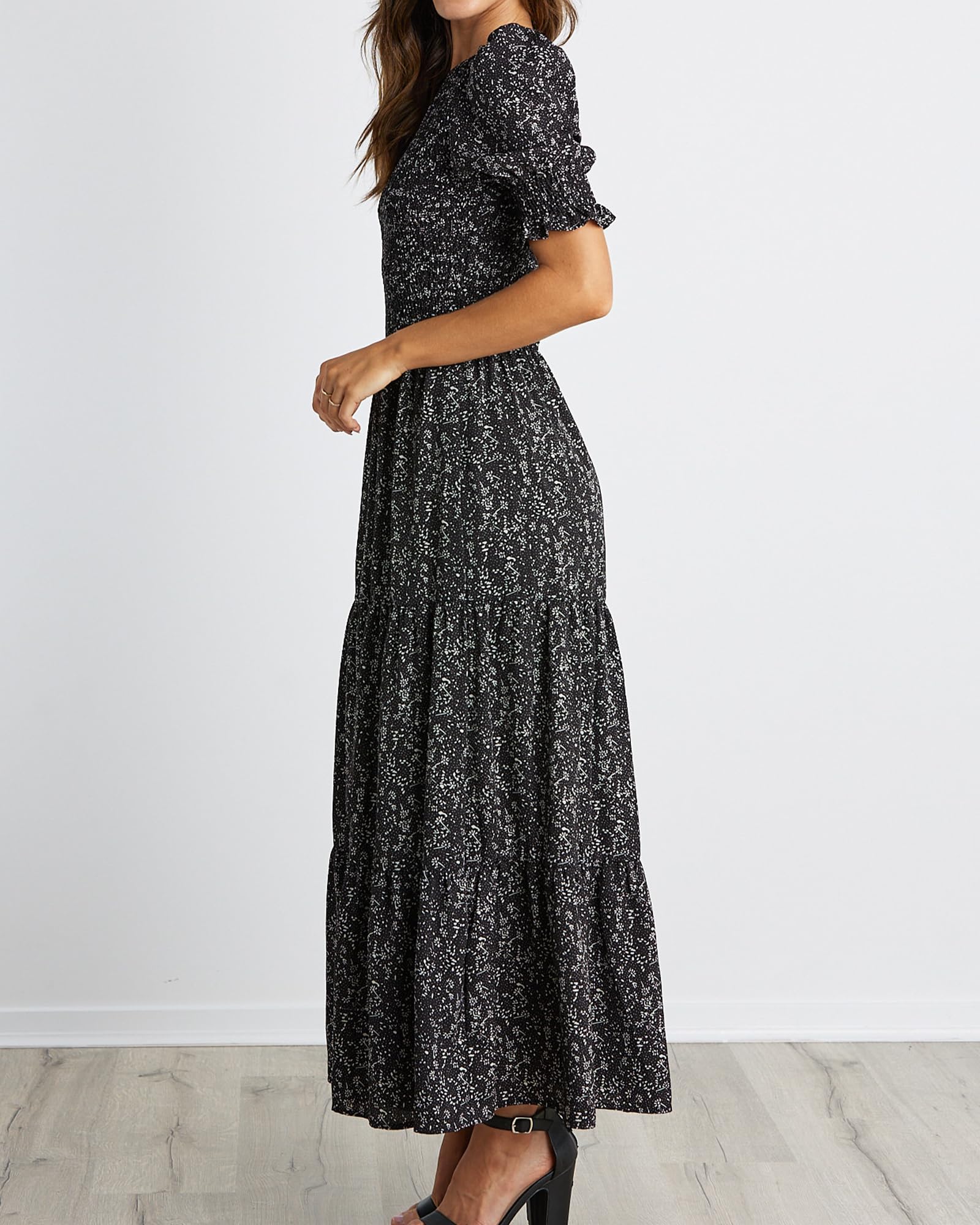 BTFBM Women Casual Summer Dresses 2025 Spring Crew Neck Ruffle Short Sleeve Floral Print Smocked Boho Flowy Maxi Dress(Floral Black White, Large)