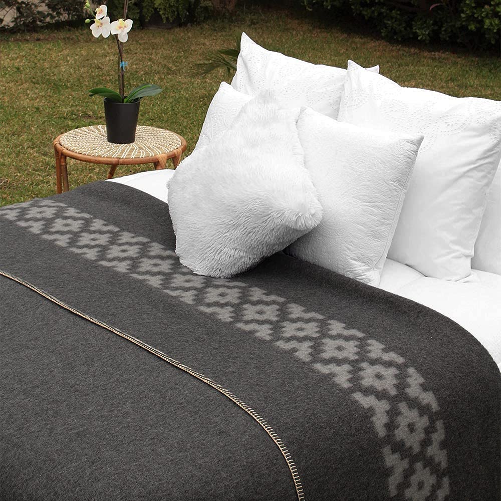 Thick Alpaca Wool Blanket Heavyweight Camping Outdoors Indoors Soft Peru King Size Ethnic Design (Dark Gray - Soft Gray Design, King Size)