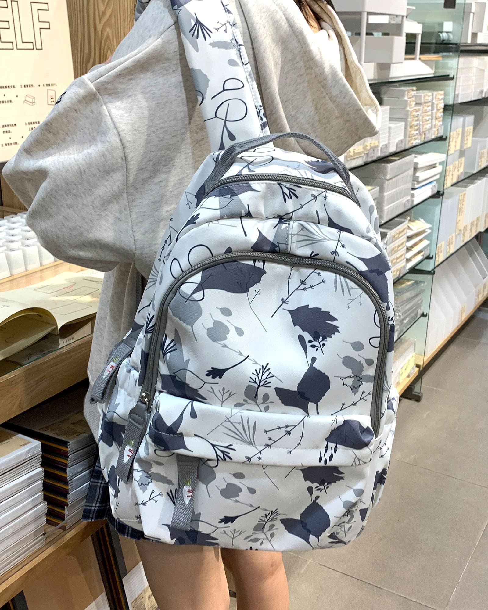 CAMILLEMMA White Backpack for Women Men, Lightweight Casual Travel Daypack,Classic Basic Backpack