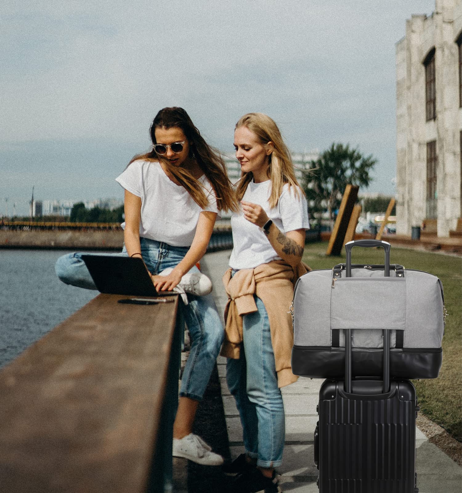 Weekender Bags for Women Oversized Travel Bag Womens Overnight Bag Mens Duffle Bag Large Size with Shoe Compartment
