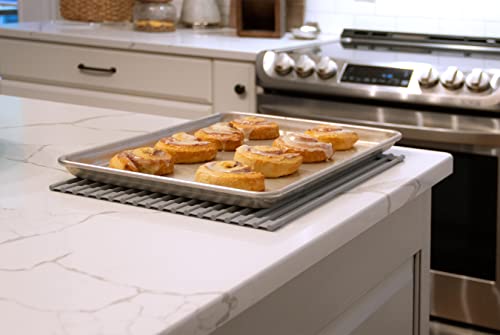 Camco 43519 Roll-Up Dish Drying Rack - Provides Extra Drying Space for Dishes, Pots and Pans - Heat-Resistant Up to 450° F - 17-Inches x 13-Inches