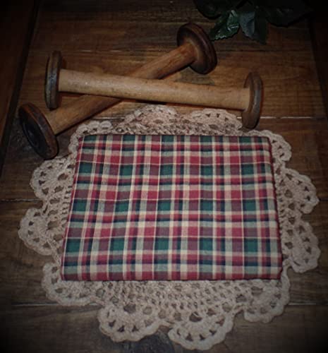 Primitive Homespun Fabric~Christmas Spruce~Farmhouse Rustic Fabric~ (Strips (50) 1" x 18") (Jelly Roll (15) 2.5” x 44”)