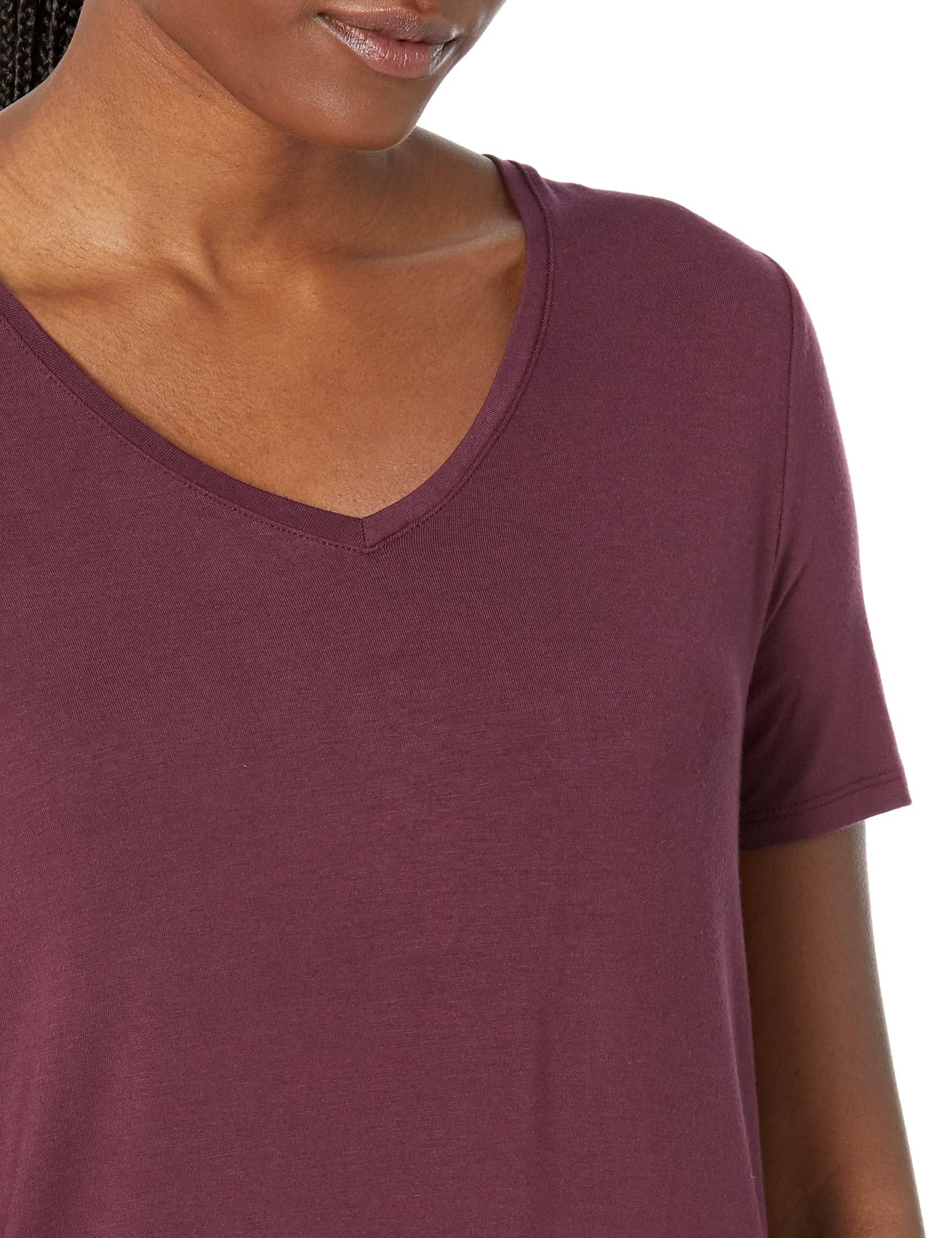 Amazon Essentials Women's Relaxed-Fit Short-Sleeve V-Neck Tunic (Available in Plus Size), Burgundy, Large