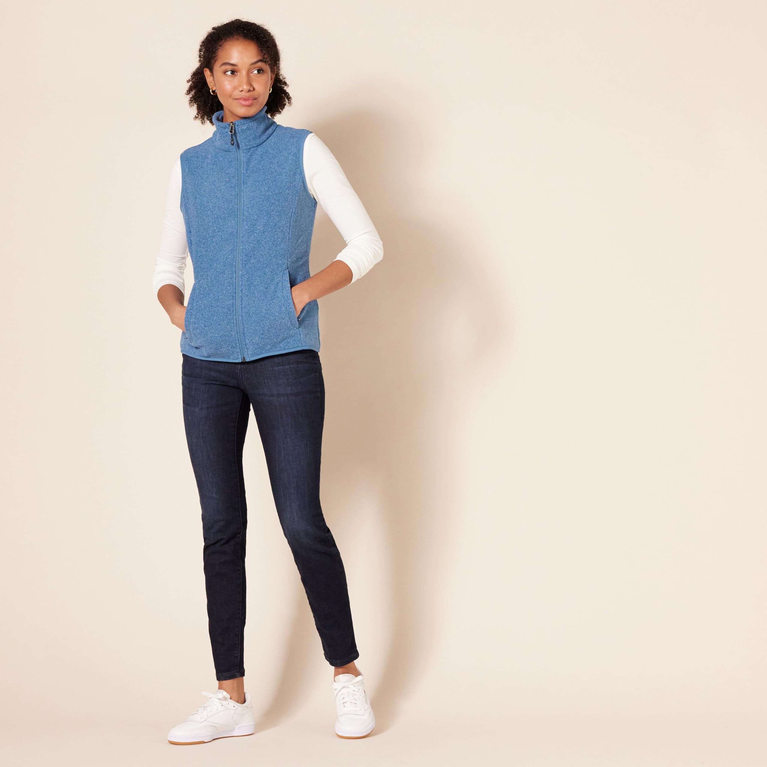 Amazon Essentials Women's Classic-Fit Sleeveless Polar Soft Fleece Vest (Available in Plus Size), Blue Heather, Medium